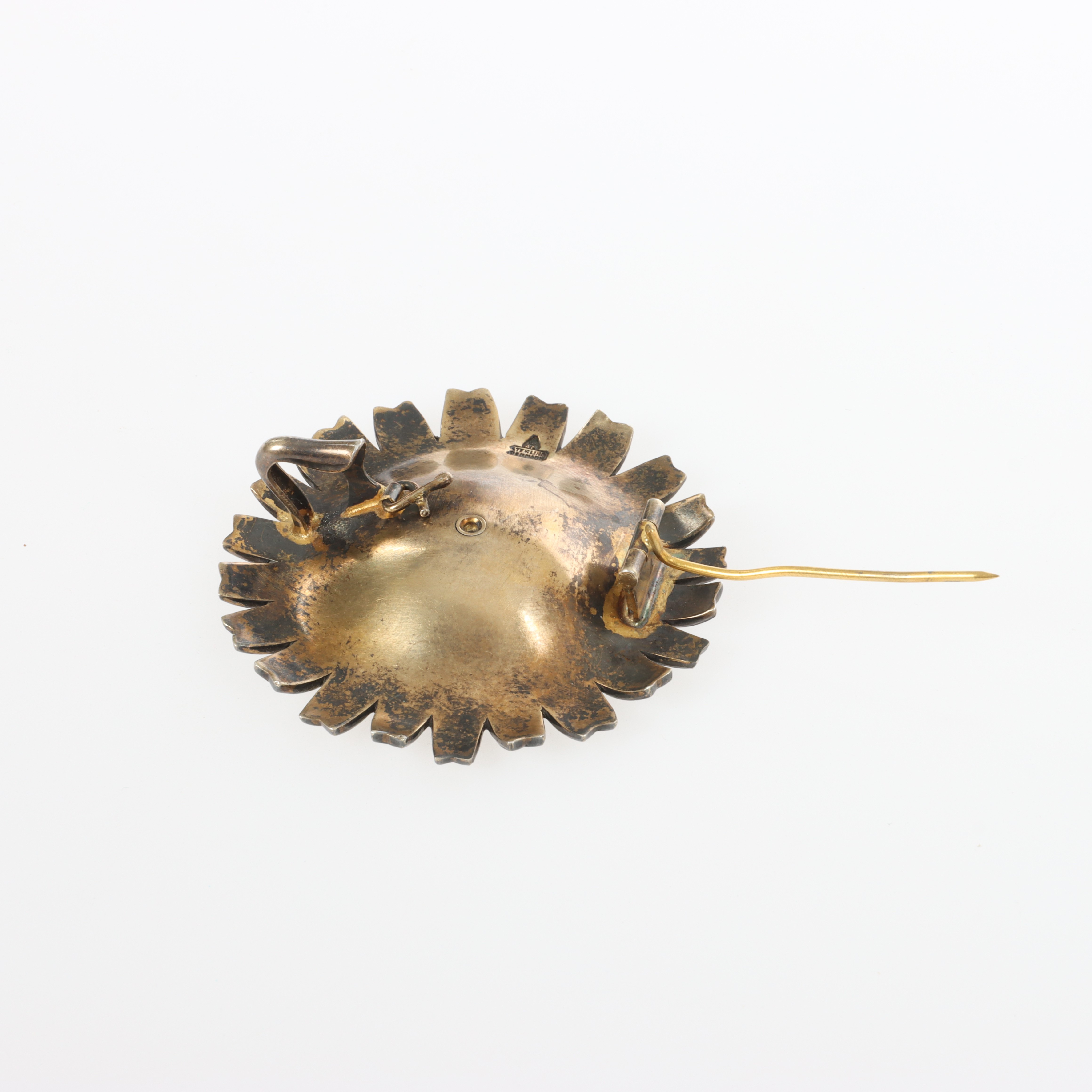 ANTON MICHELSEN. Brosch/hänge, stor "Daisy", silver och emalj, Danmark ...