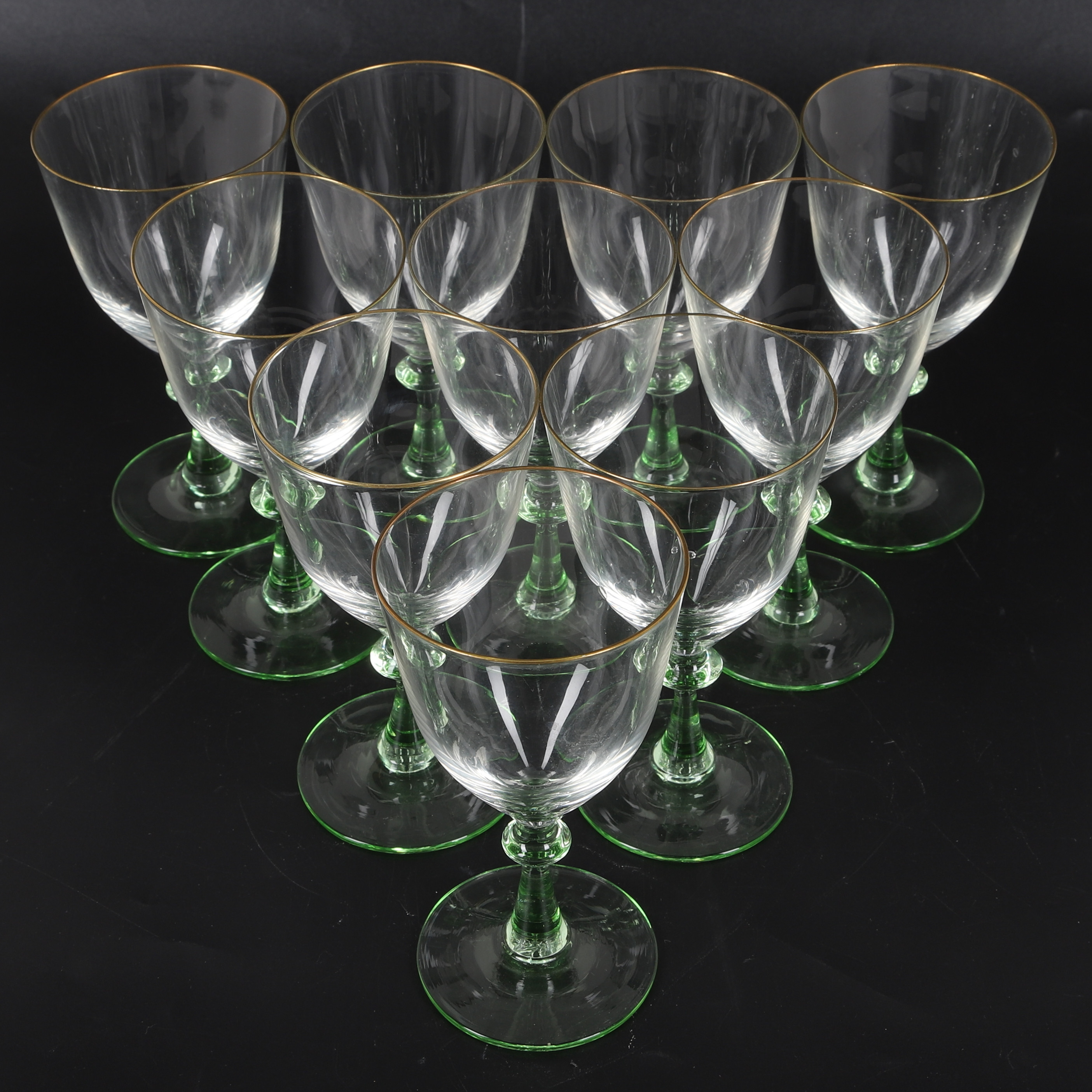 VINGLAS, 10 st, grön fot. Glas - Serviser - Auctionet