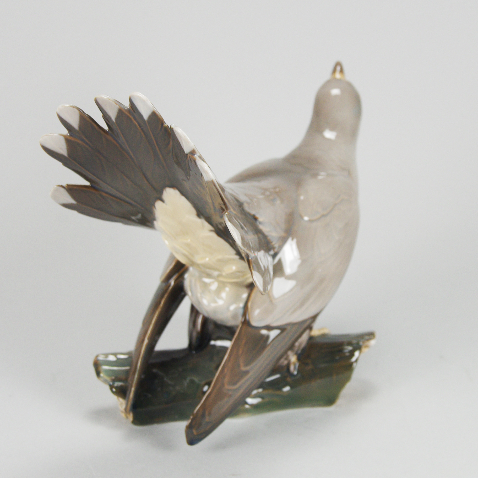 Images for 337799. FIGURE, porcelain, tjæder, Bing & Gröndal. - Auctionet