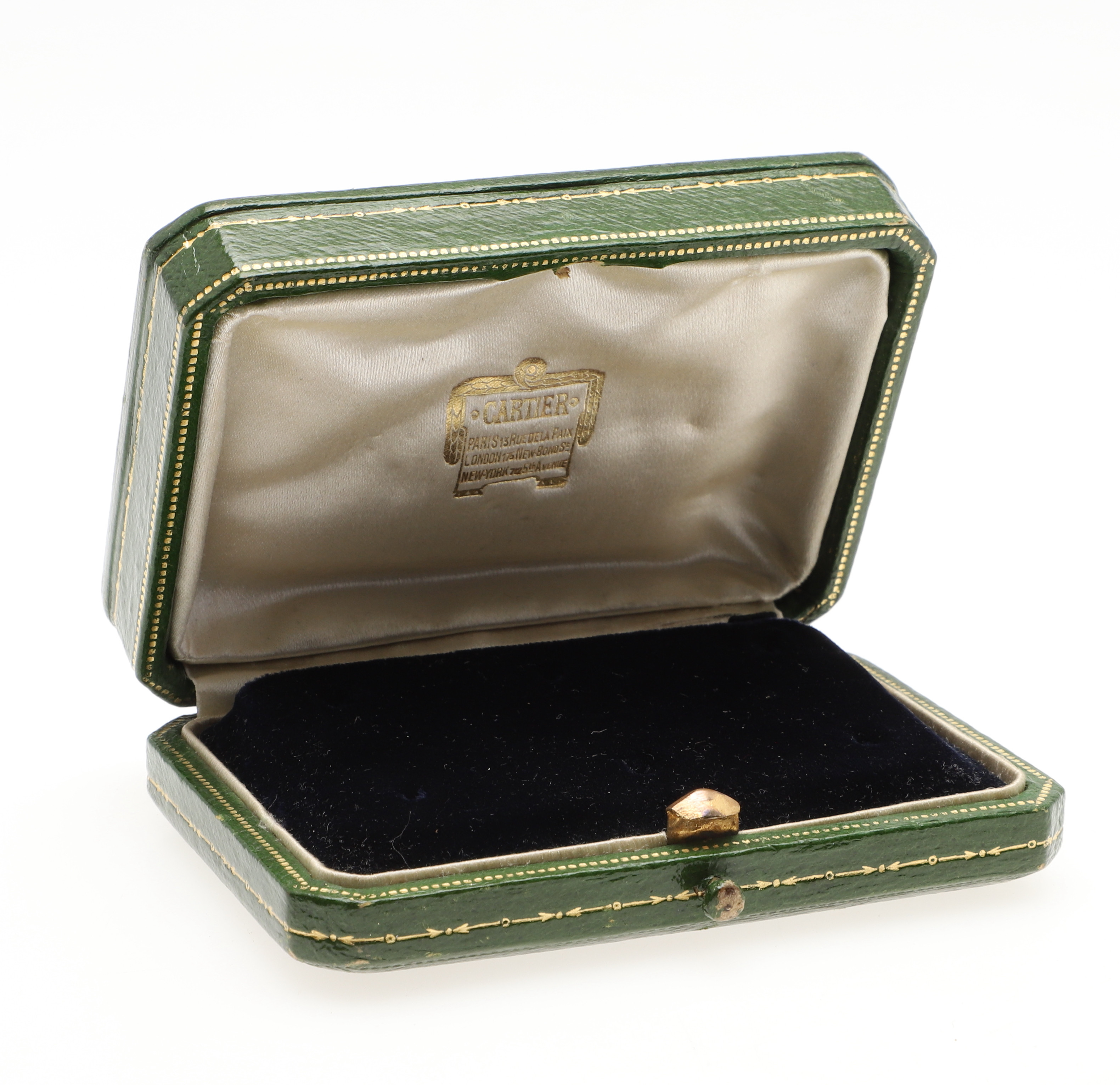Images for 3388274. AN ANTIQUE GREEN LEATHER BOX BY CARTIER. - Auctionet