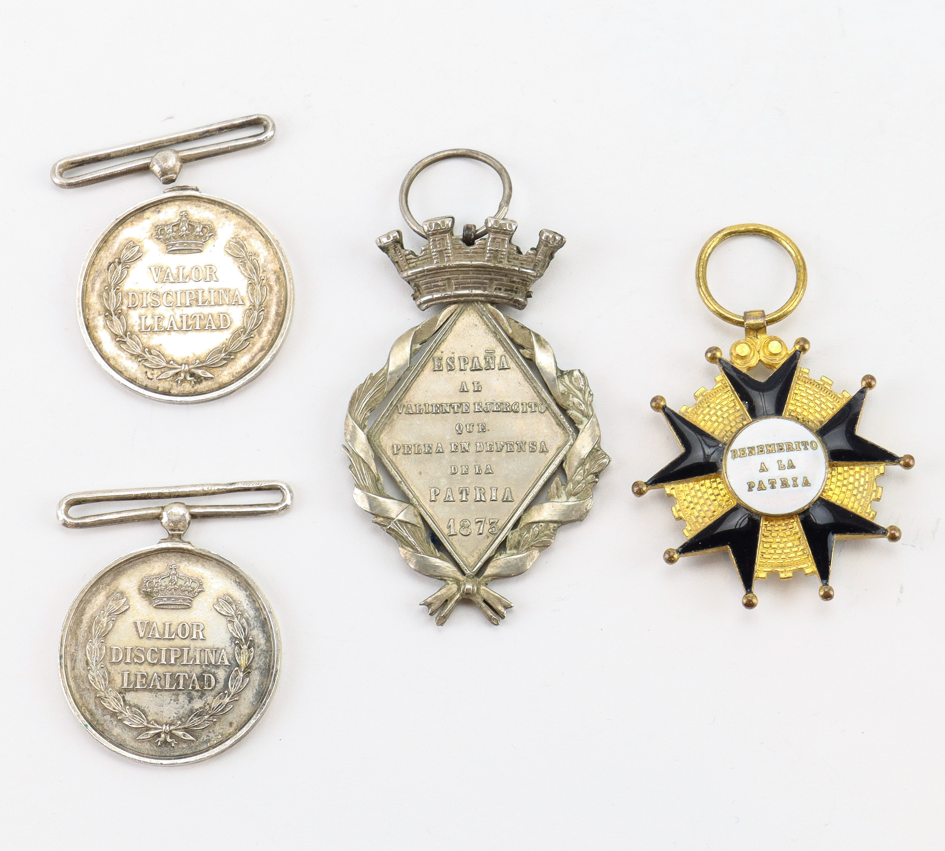 MEDALJER OCH ORDENAR 4 stycken. Mynt, Medaljer & Frimärken - Ordnar ...