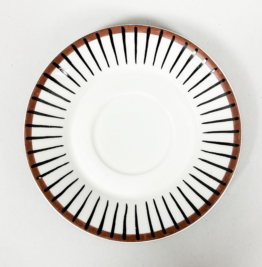 STIG LINDBERG. KAFFEKOPPAR & FAT, 11 st, benporslin, "Spisa Ribb ...