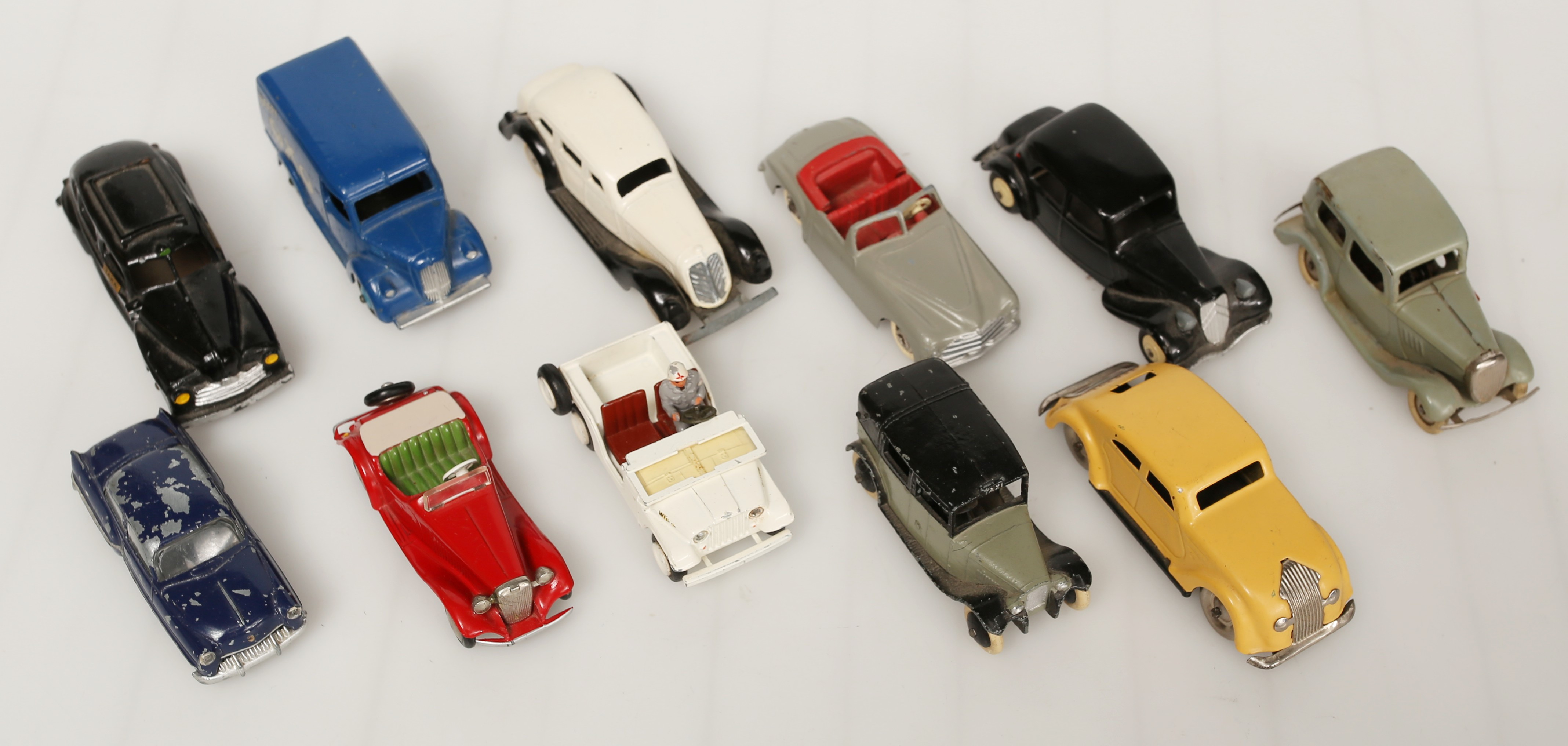 Bilder för 3425778. LEKSAKSBILAR, Märklin personvagn, Lehmann GNOM ...