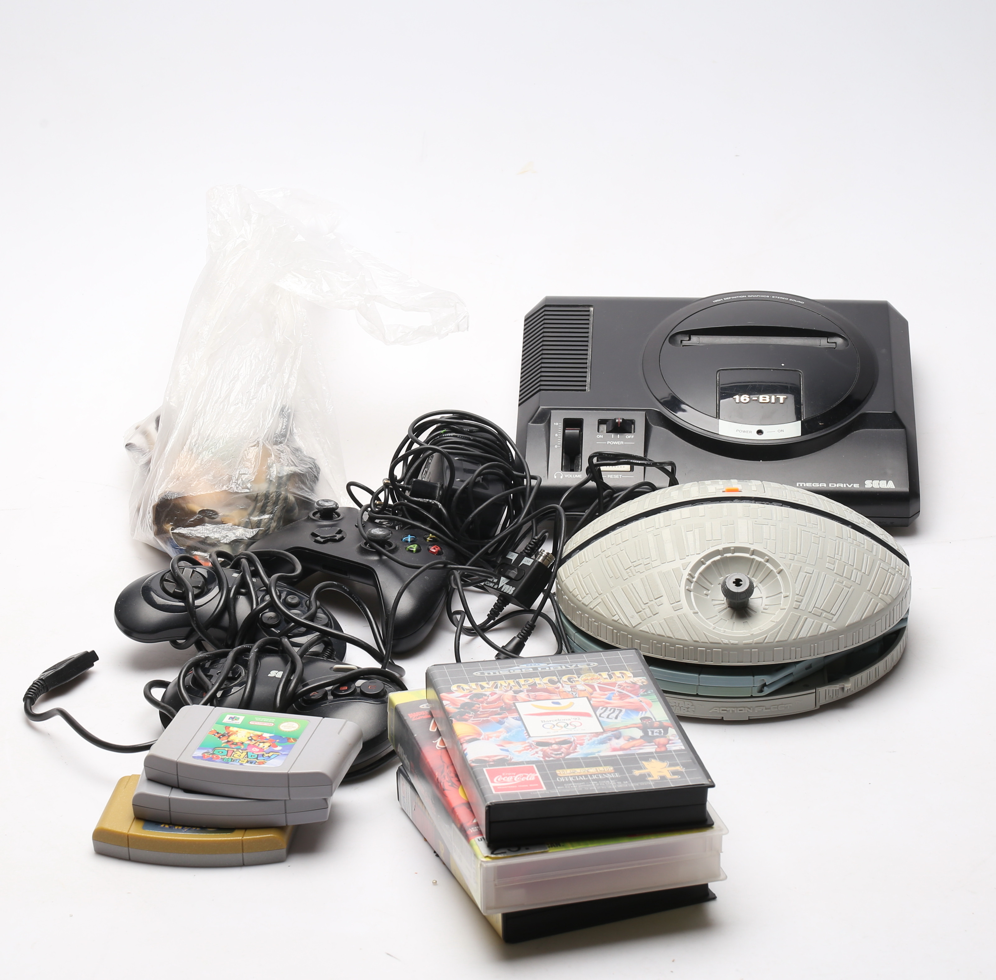 Images for 3497560. SEGA 16-BIT, Mega Drive, 3 controllers, 6 different ...