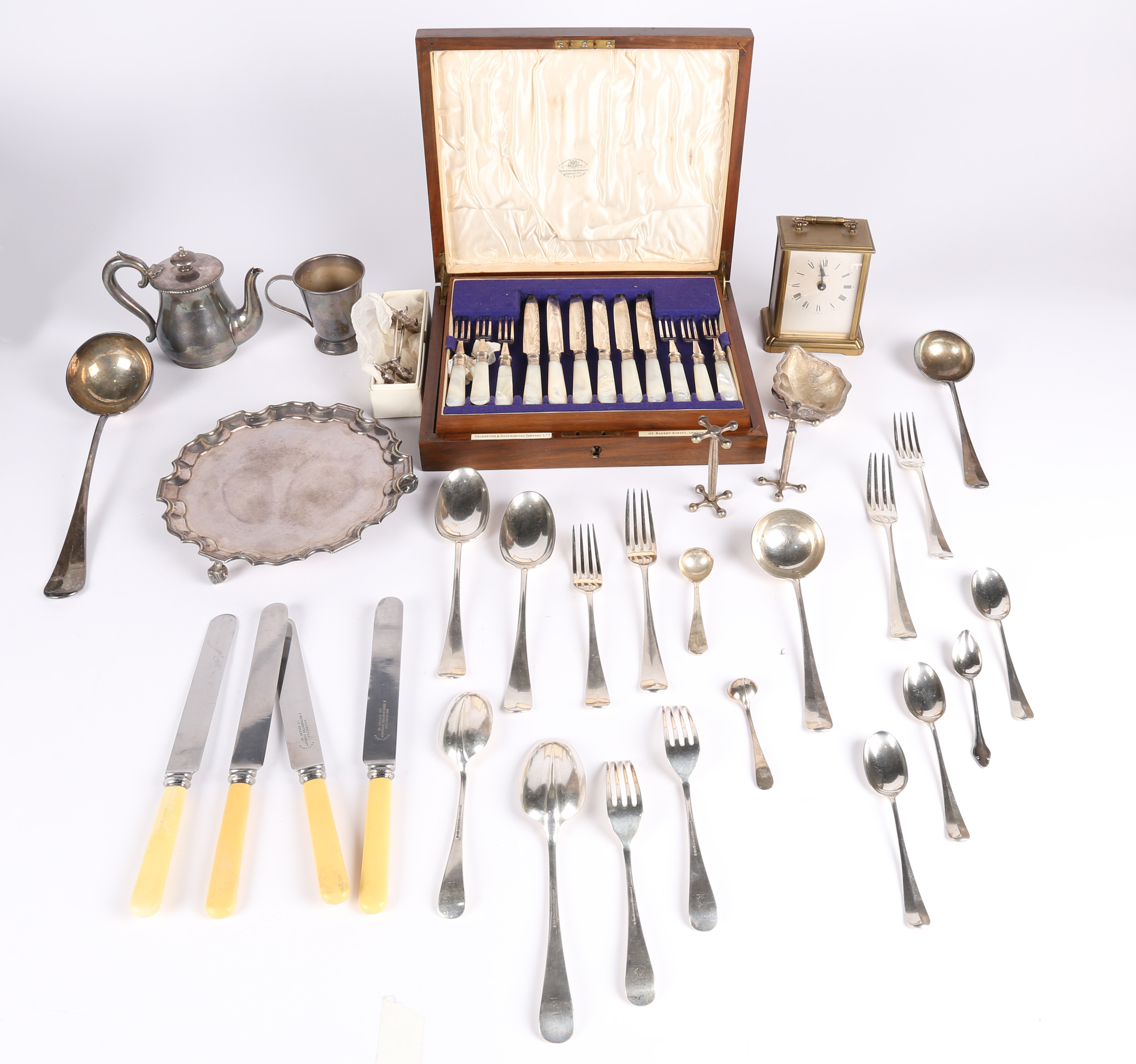 SILVER PLATED WARE. Silver & Metals - Silver plated - Auctionet