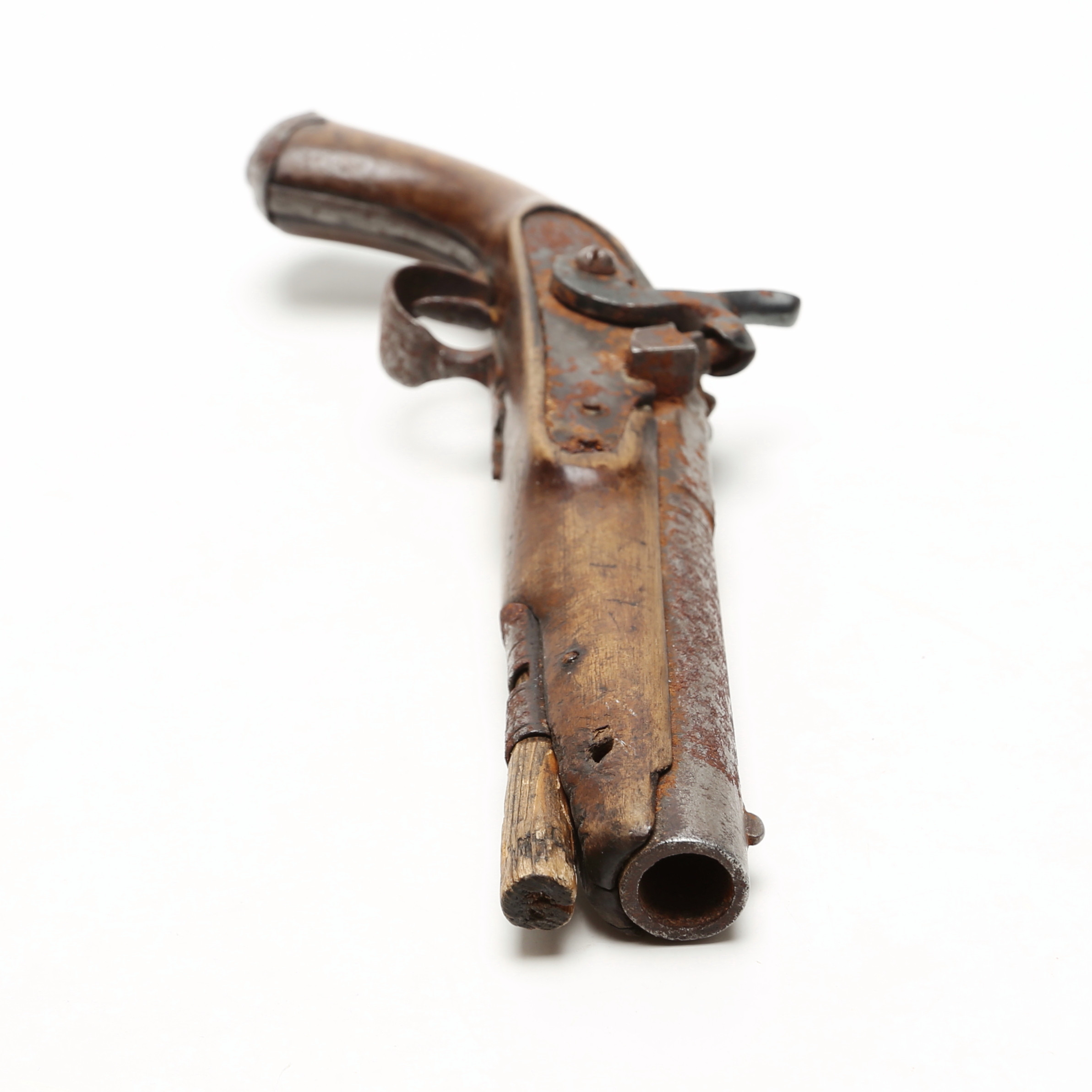 An early 19th century pistol with clasp. Weapons & Militaria - Guns ...