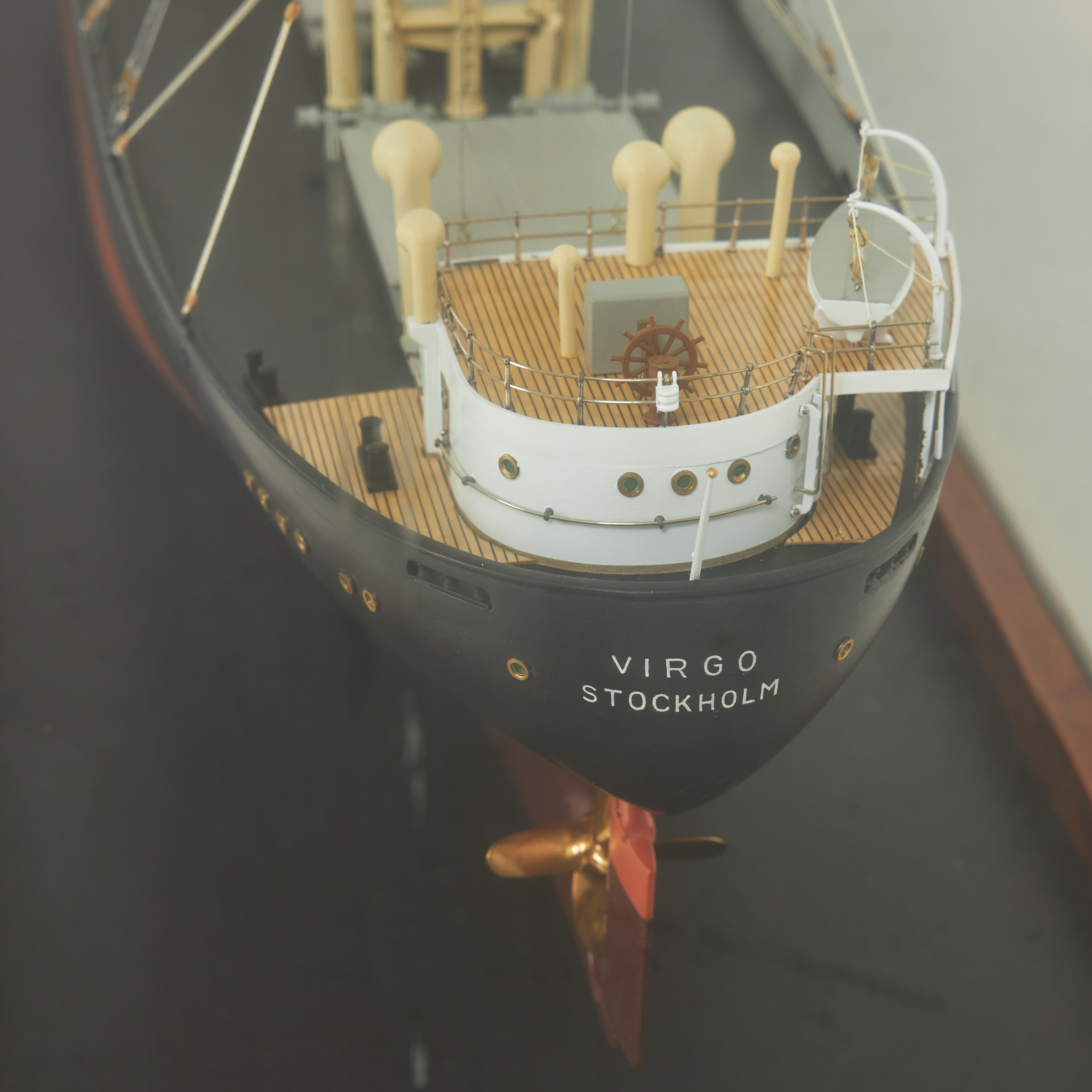 FARTYGSMODELL, redarkopia av S/S Wirgo, förlagan byggd i Helsingör 1946 ...