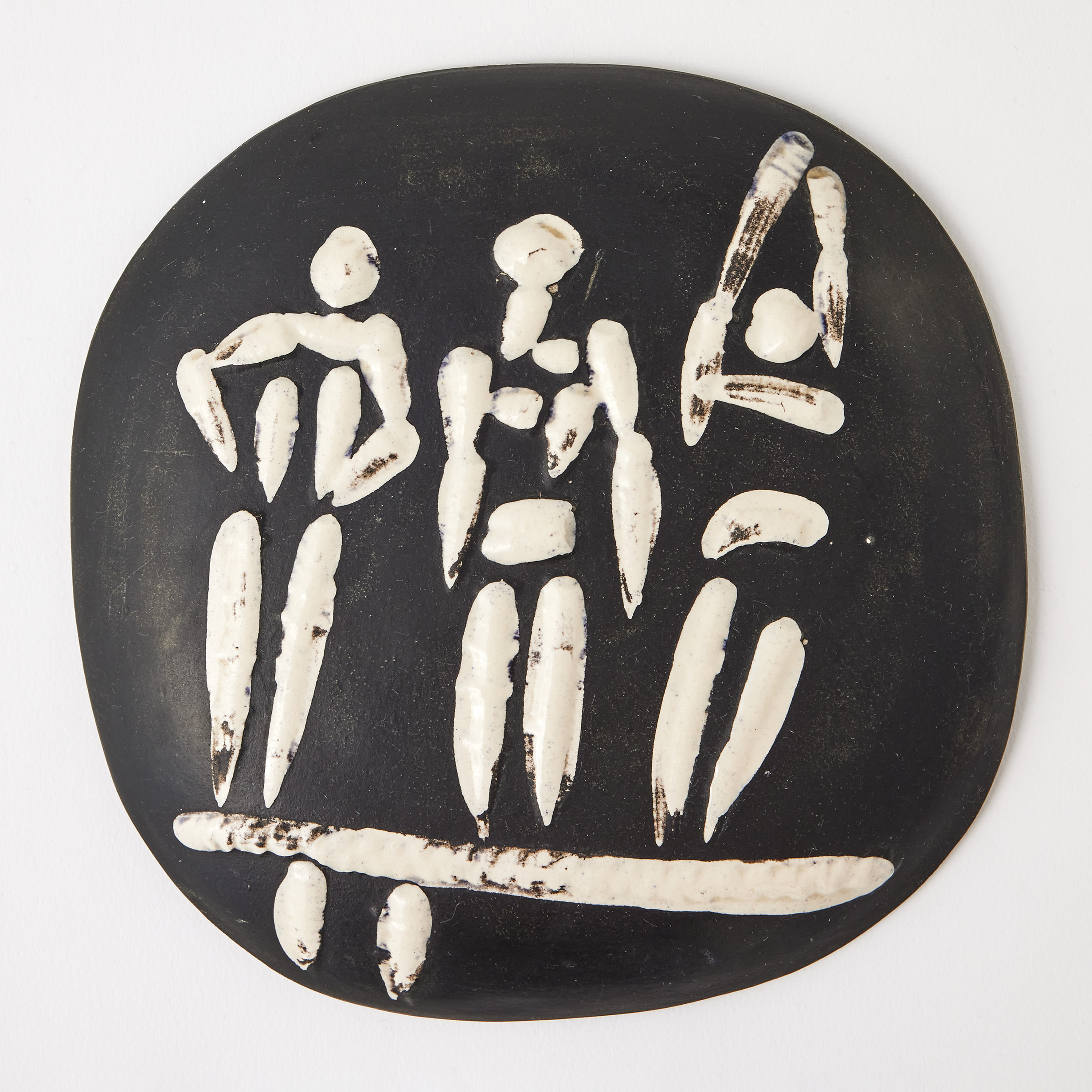 Bilder för 3711230. PABLO PICASSO. Fat, "Trois personnages sur tremplin ...