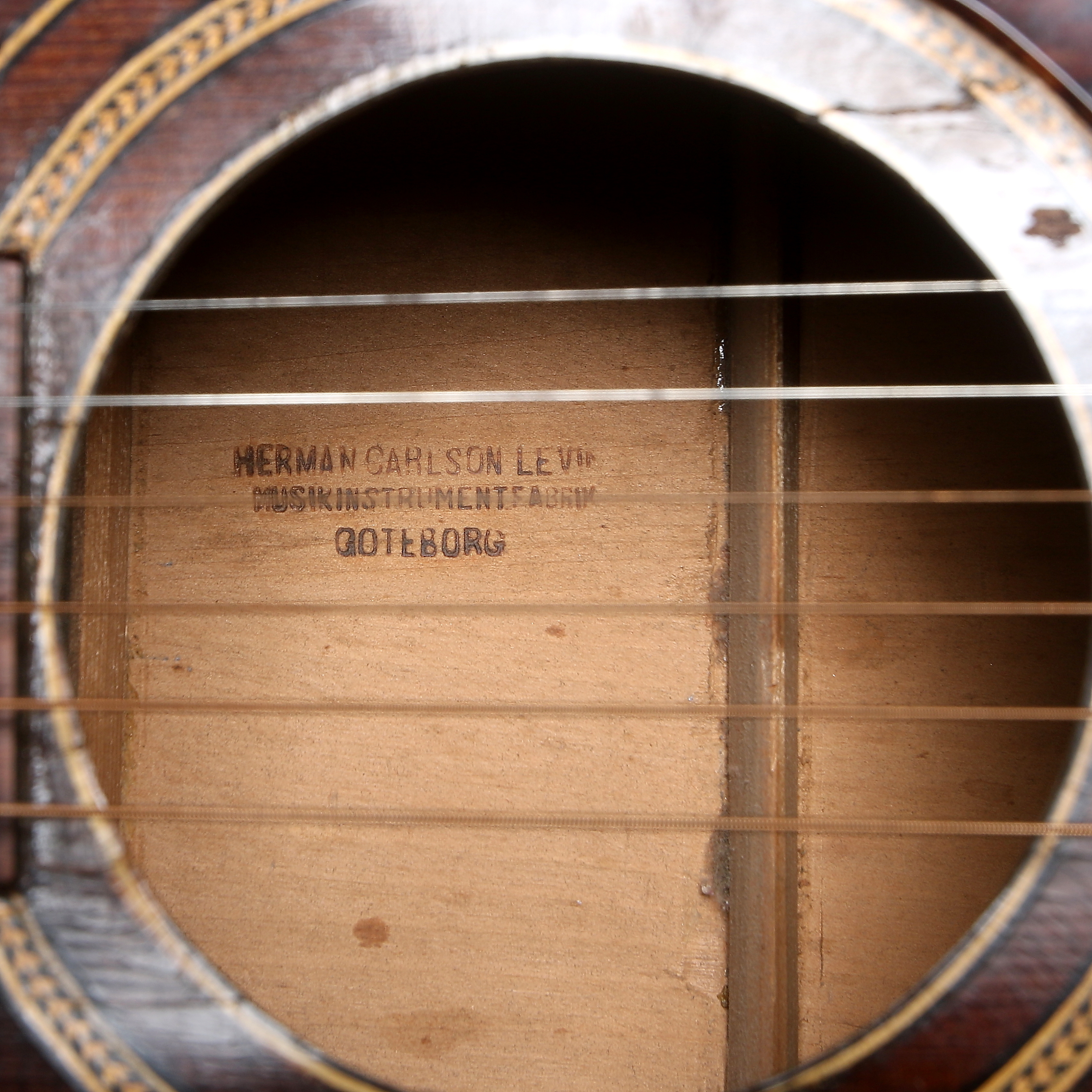 Images for 387337. GUITAR, acoustic, Levin model 200, Herman Carlson ...