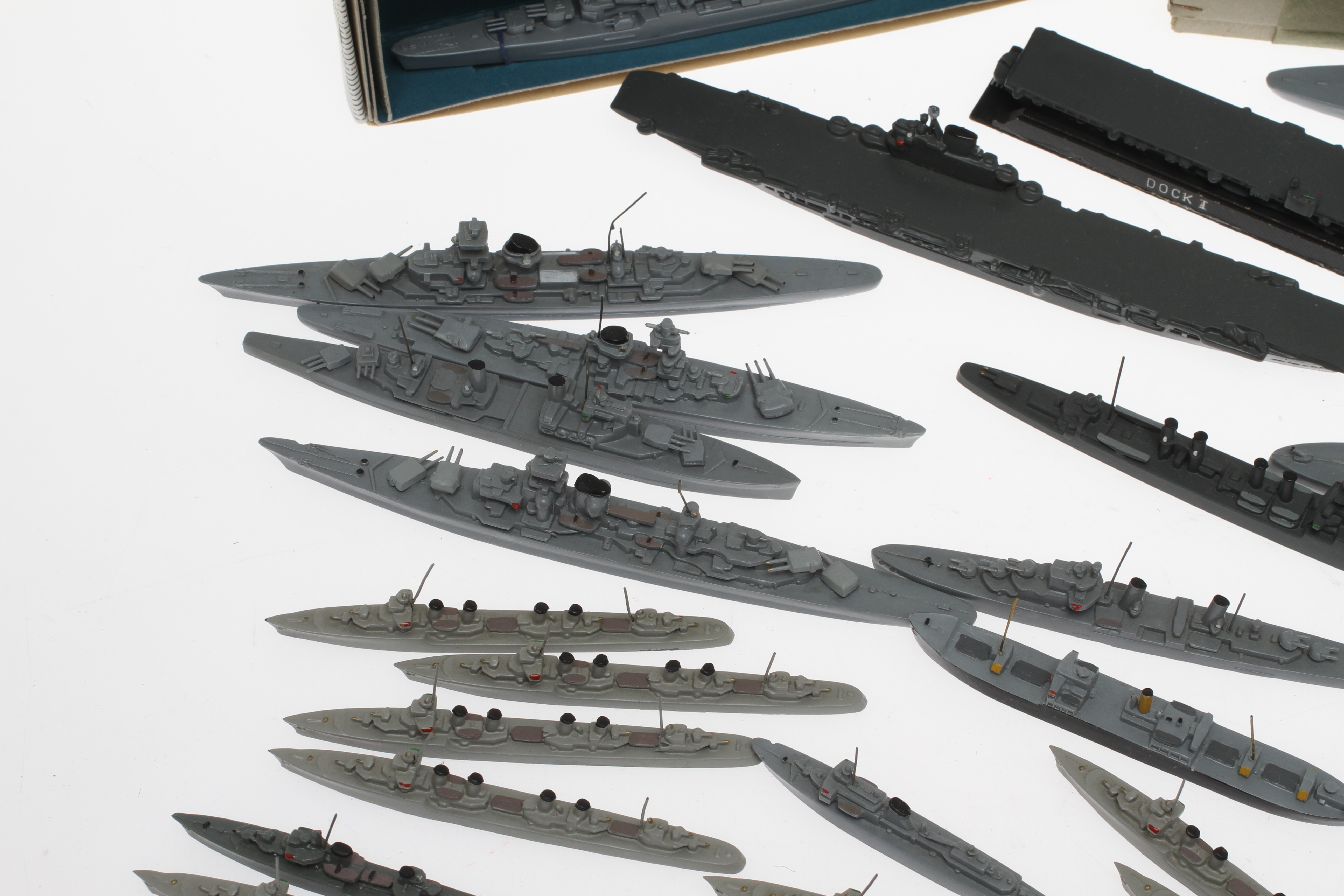 Images for 38960. VESSEL MODELS WIKING approximately 40 warships scale ...