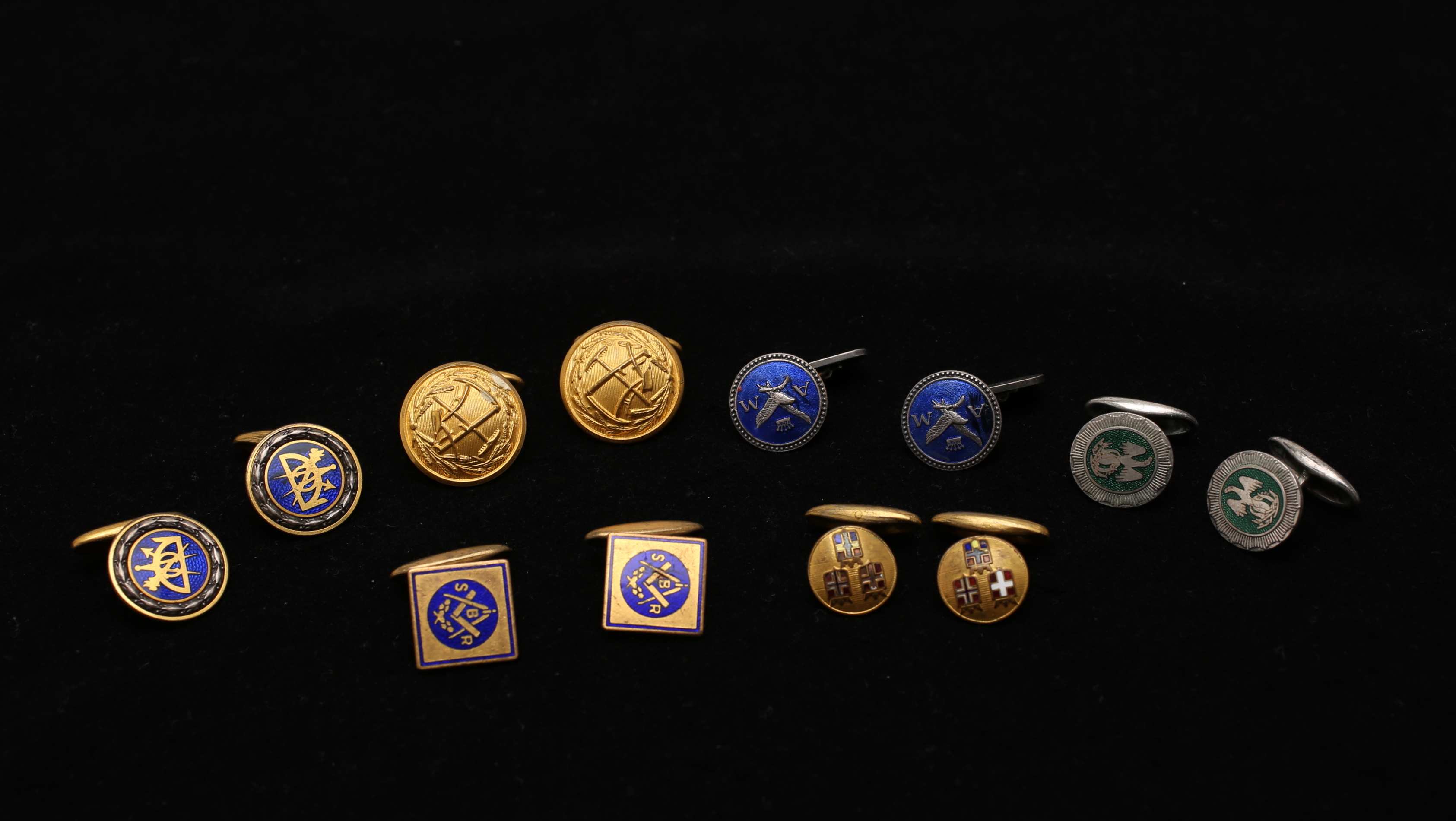 Images for 394456. CUFF LINKS, 6 pairs. masonic symbols and weapons ...