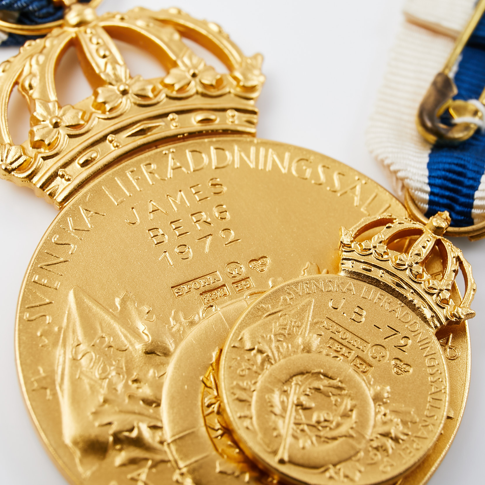 Images for 3980011. MEDALS, 2 pieces, 18 k gold, Swedish ...