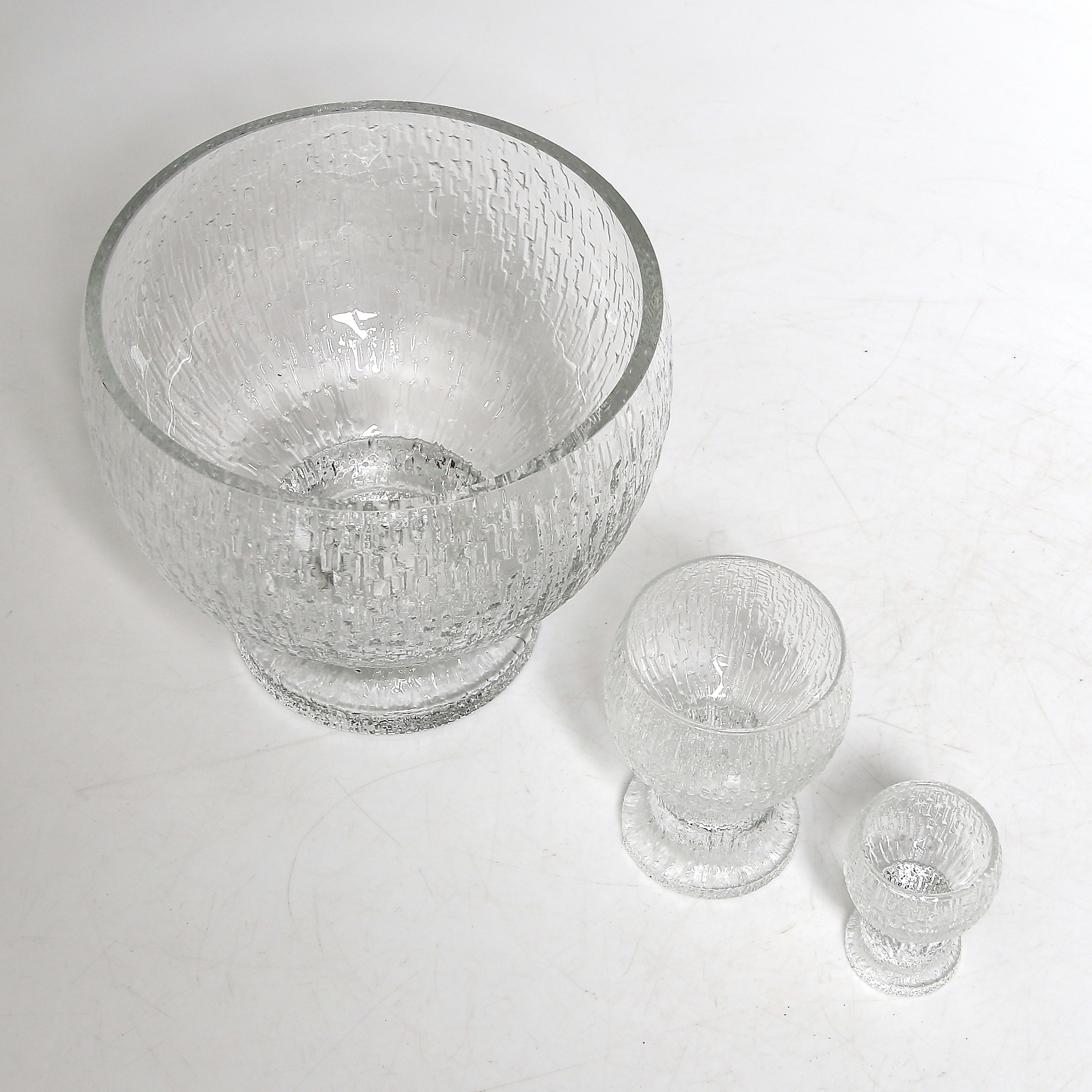 Images for 411718. WINE GLASS, SNAP GLASS and BOWL, 16 pieces ...