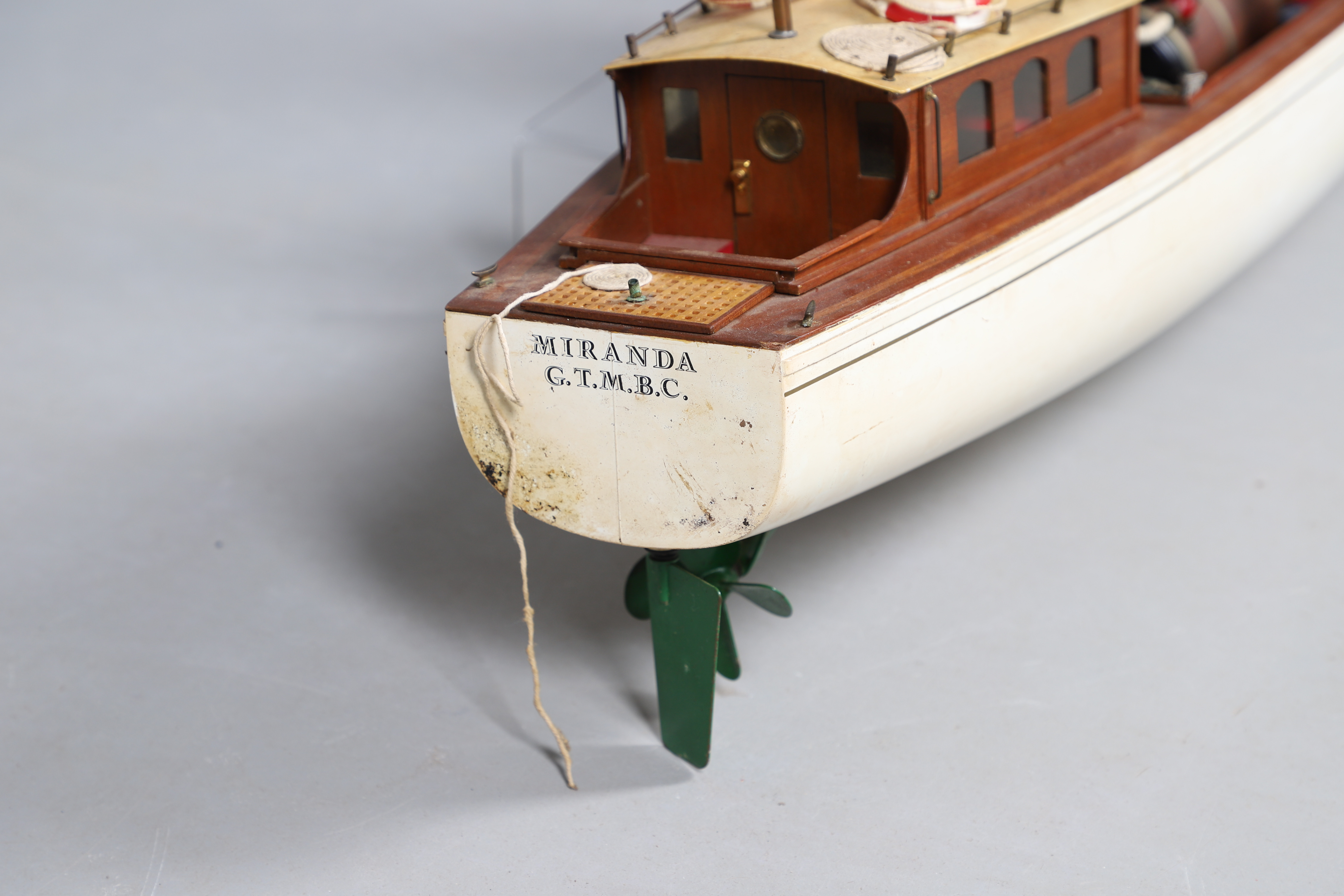 Images for 4189306. LARGE MODEL STEAM BOAT - 'MIRANDA'. - Auctionet