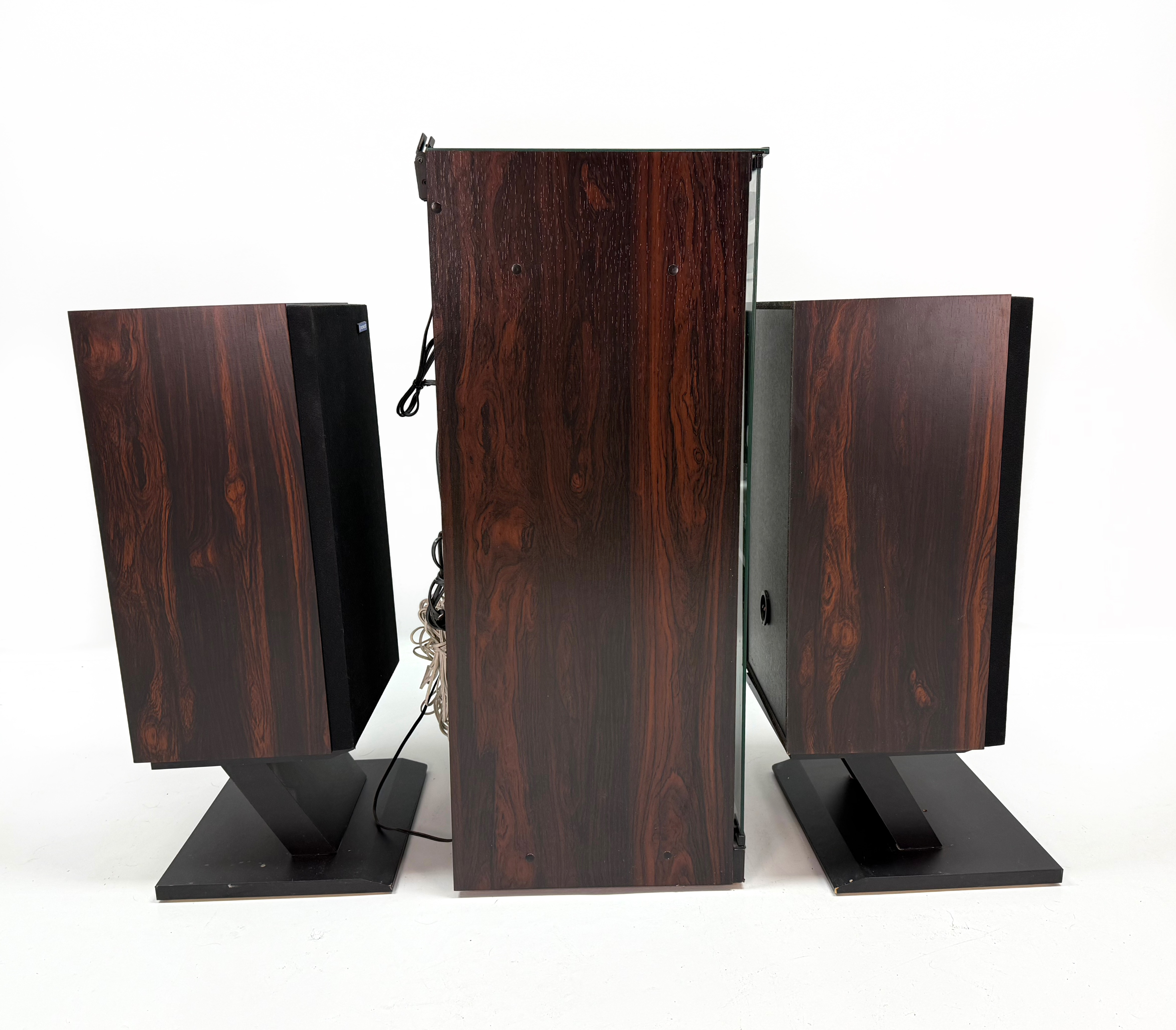 Images for 4333966. STEREO SYSTEM PIONEER stereo bench with speakers ...