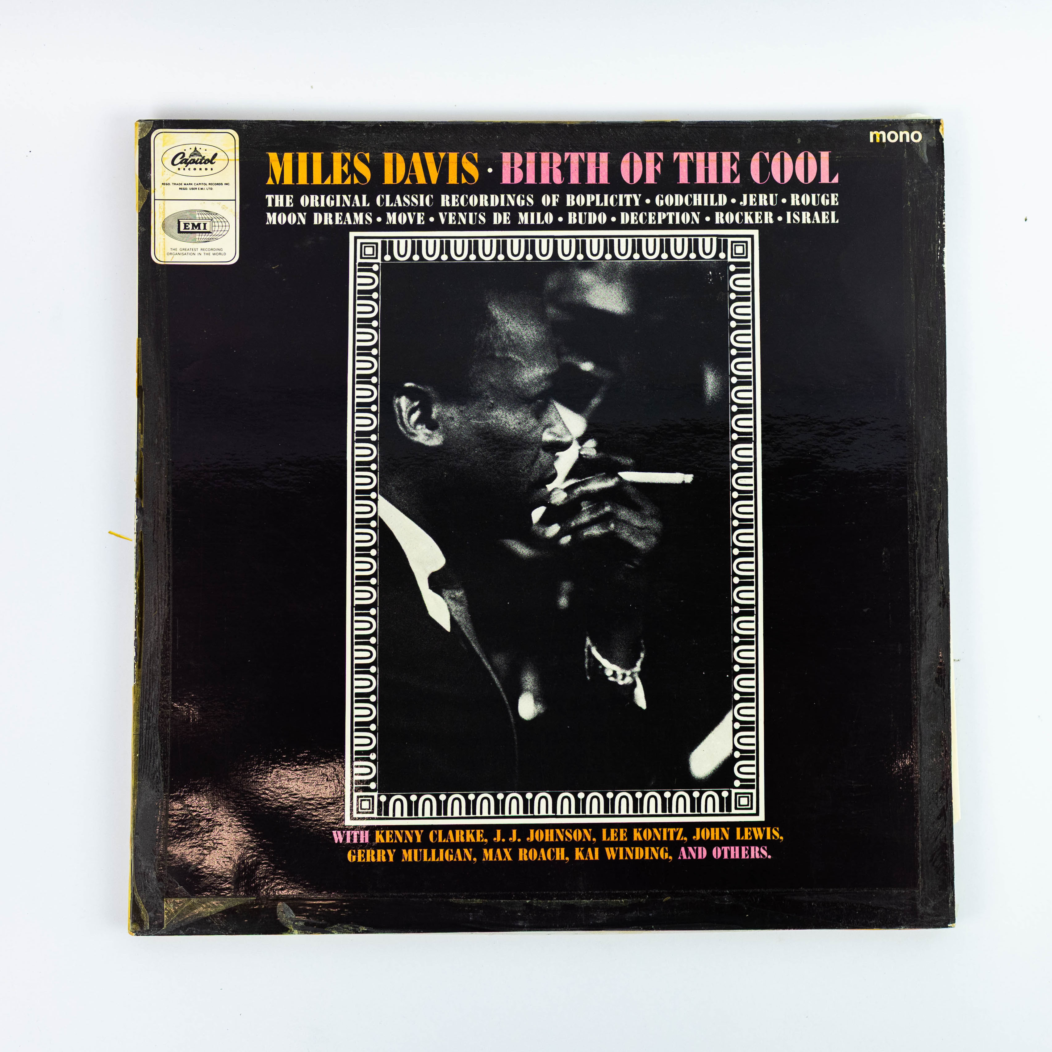 Images for 4357798. MILES DAVIS, 3 ORIGINAL 1960s LPs. - Auctionet