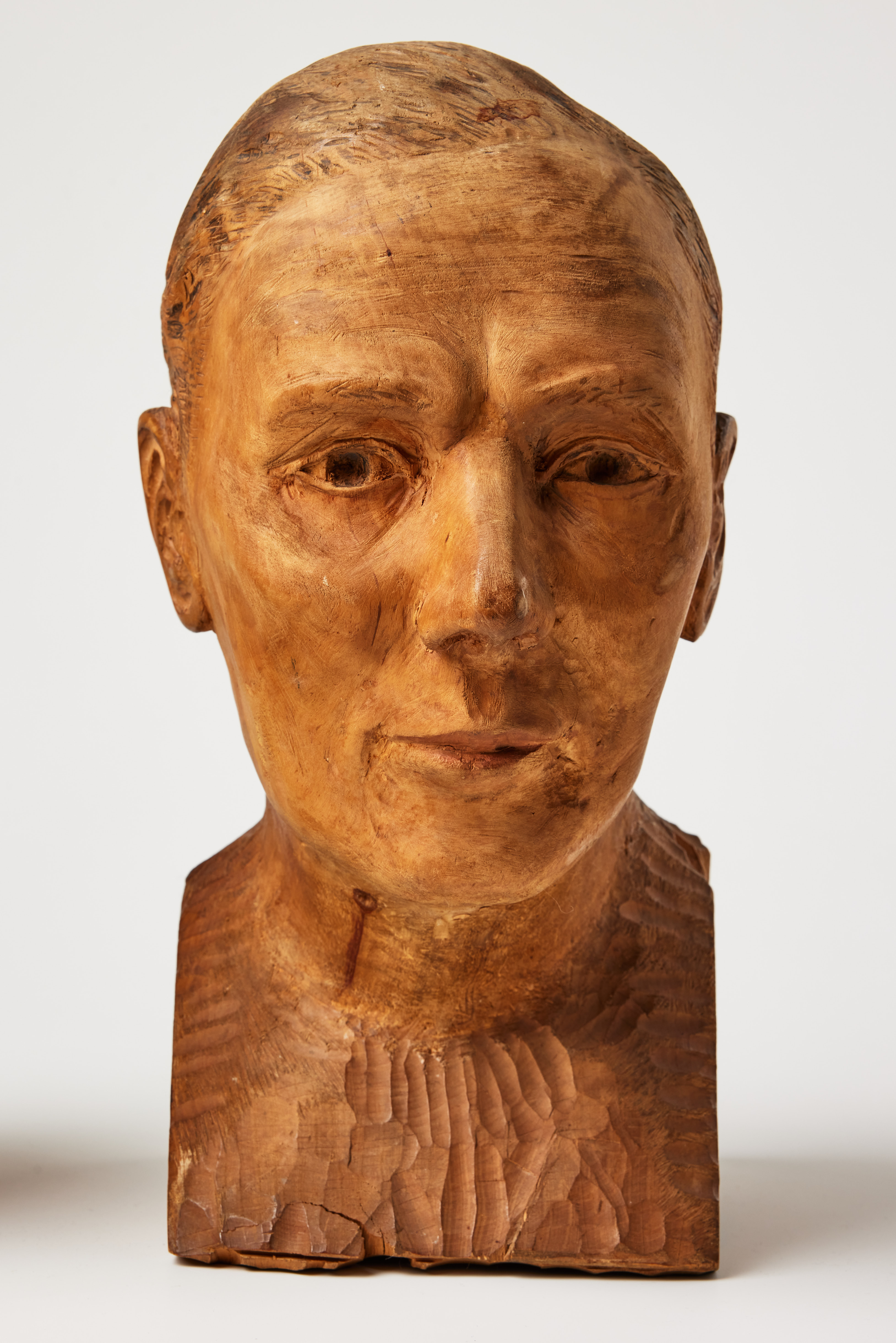 Bilder för 4373851. KNUT FJAESTAD. Porträttbyster, ett par snidade i ...