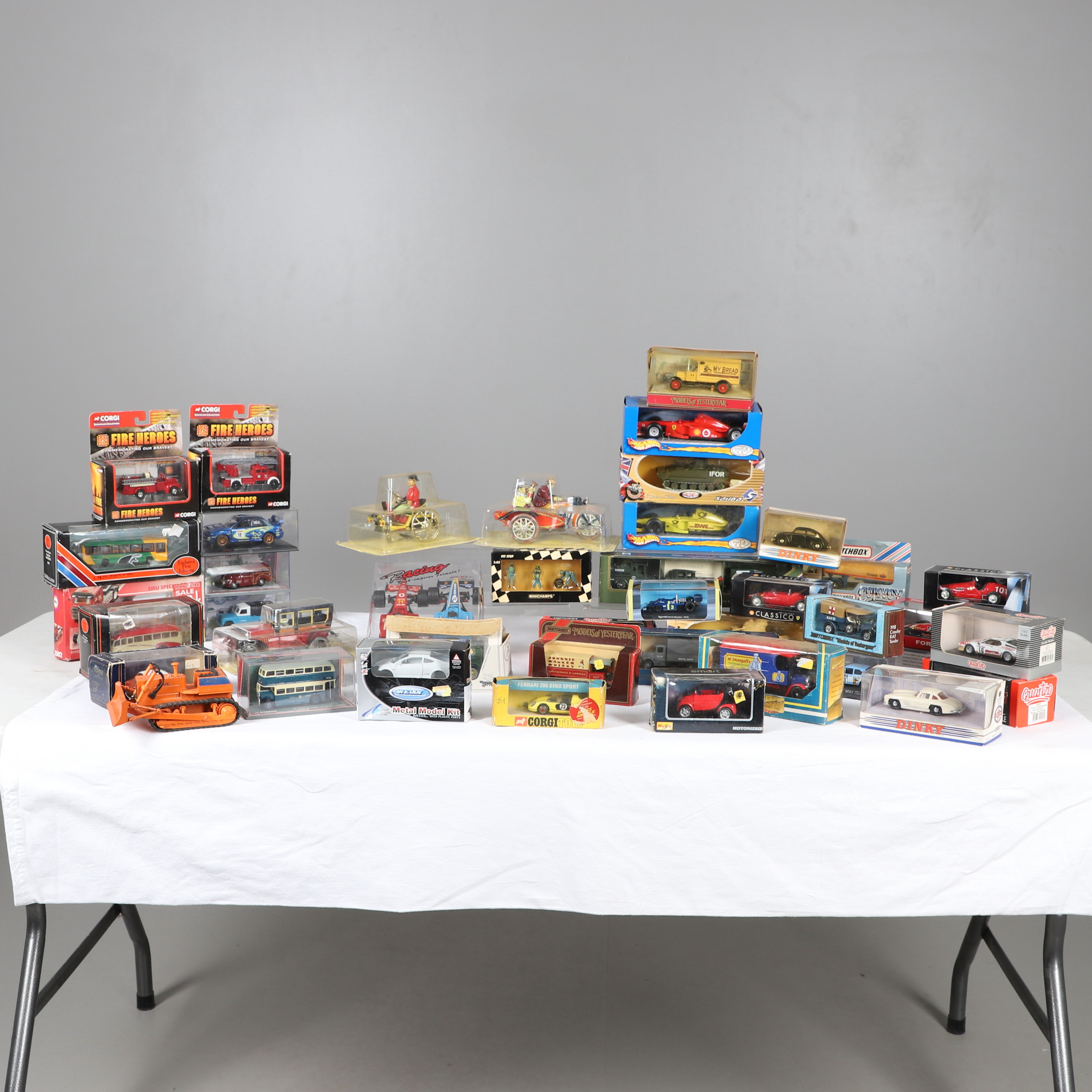 Images for 4394005. LARGE QTY OF BOXED DIE CAST TOYS INCLUDING CORGI ...