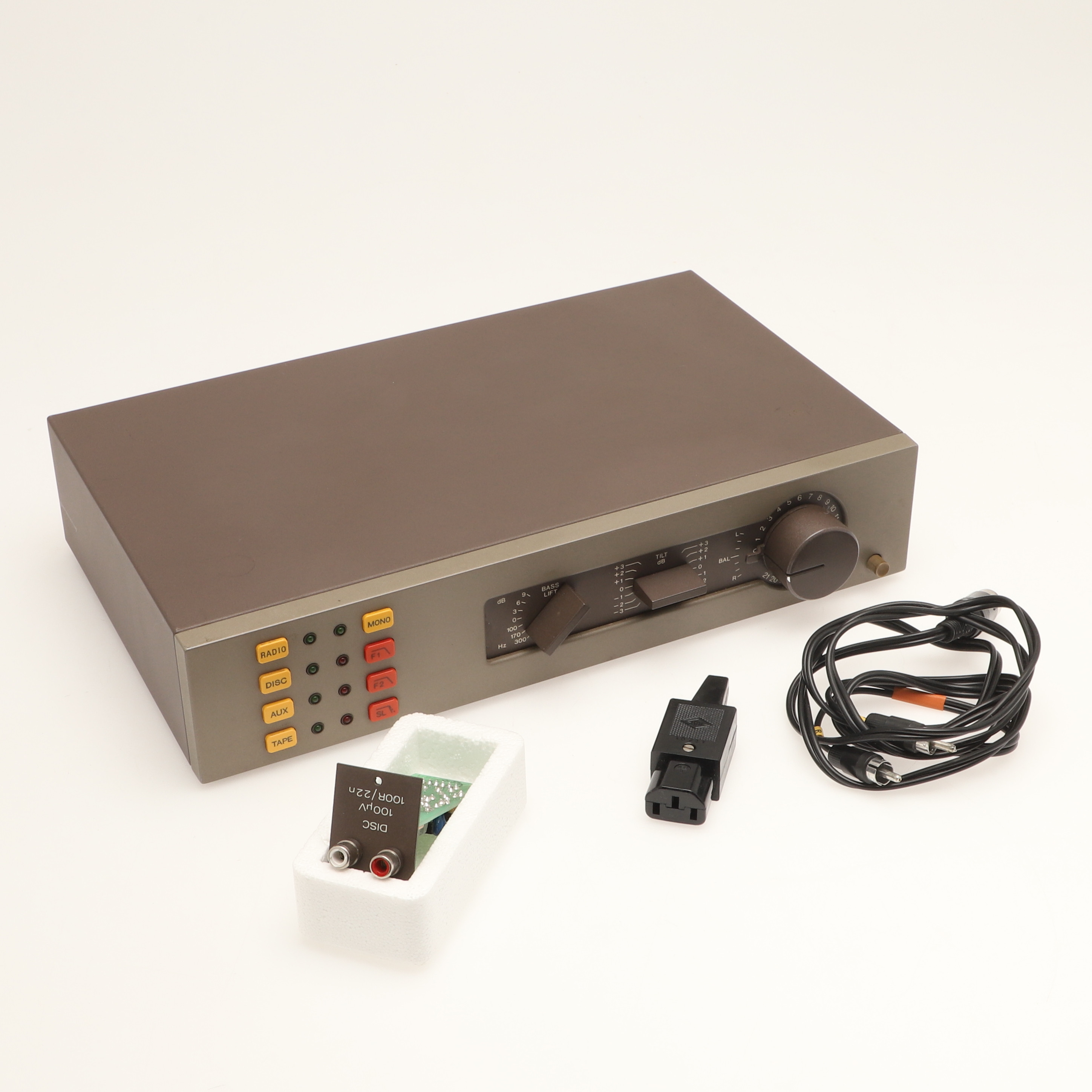 Images for 4459321. A QUAD 405 CURRENT DUMPING AMPLIFIER, IN ORIGINAL ...