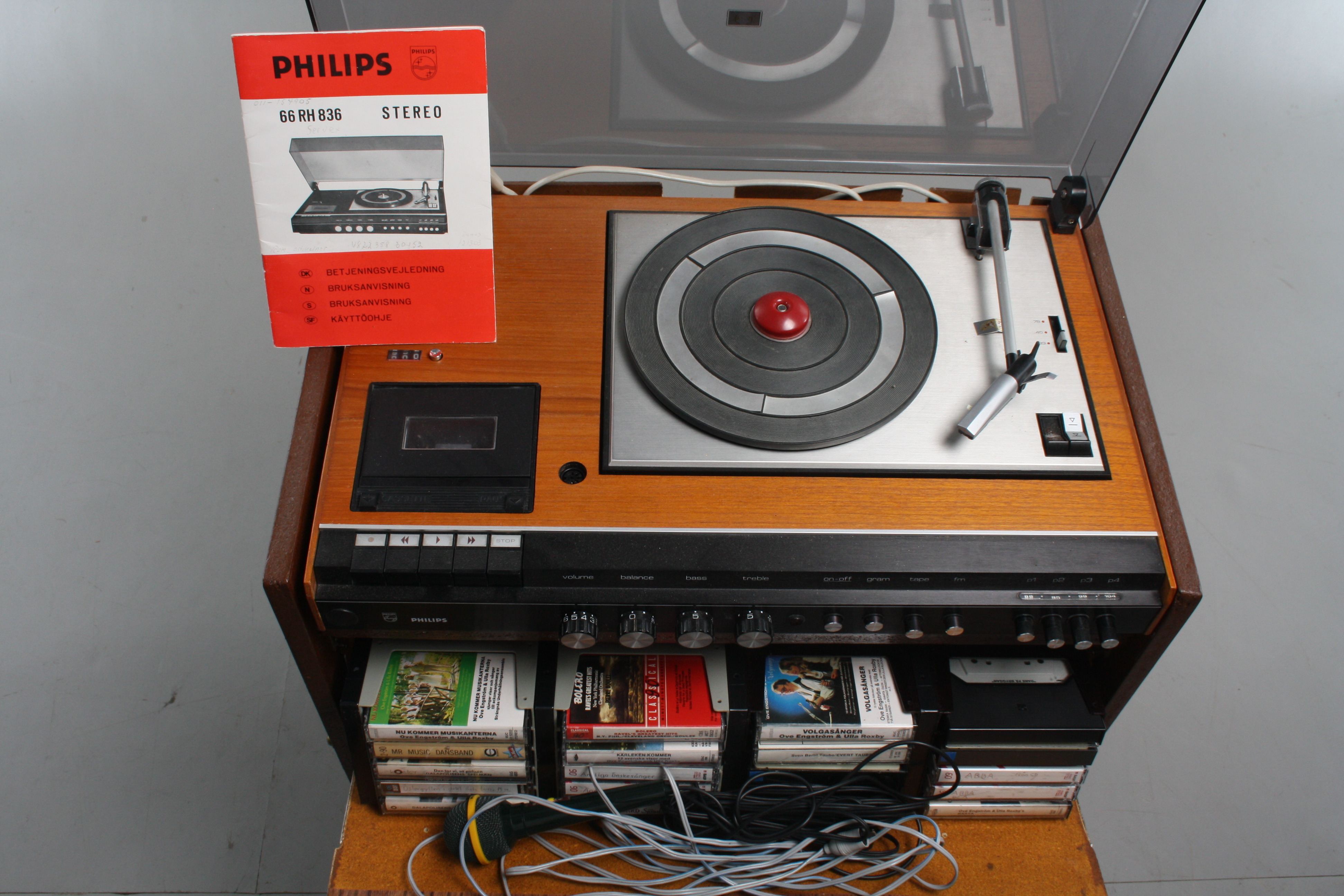 Images for 450483. STEREO BENCH with wheels, Philips 66 RH 836 stereo ...