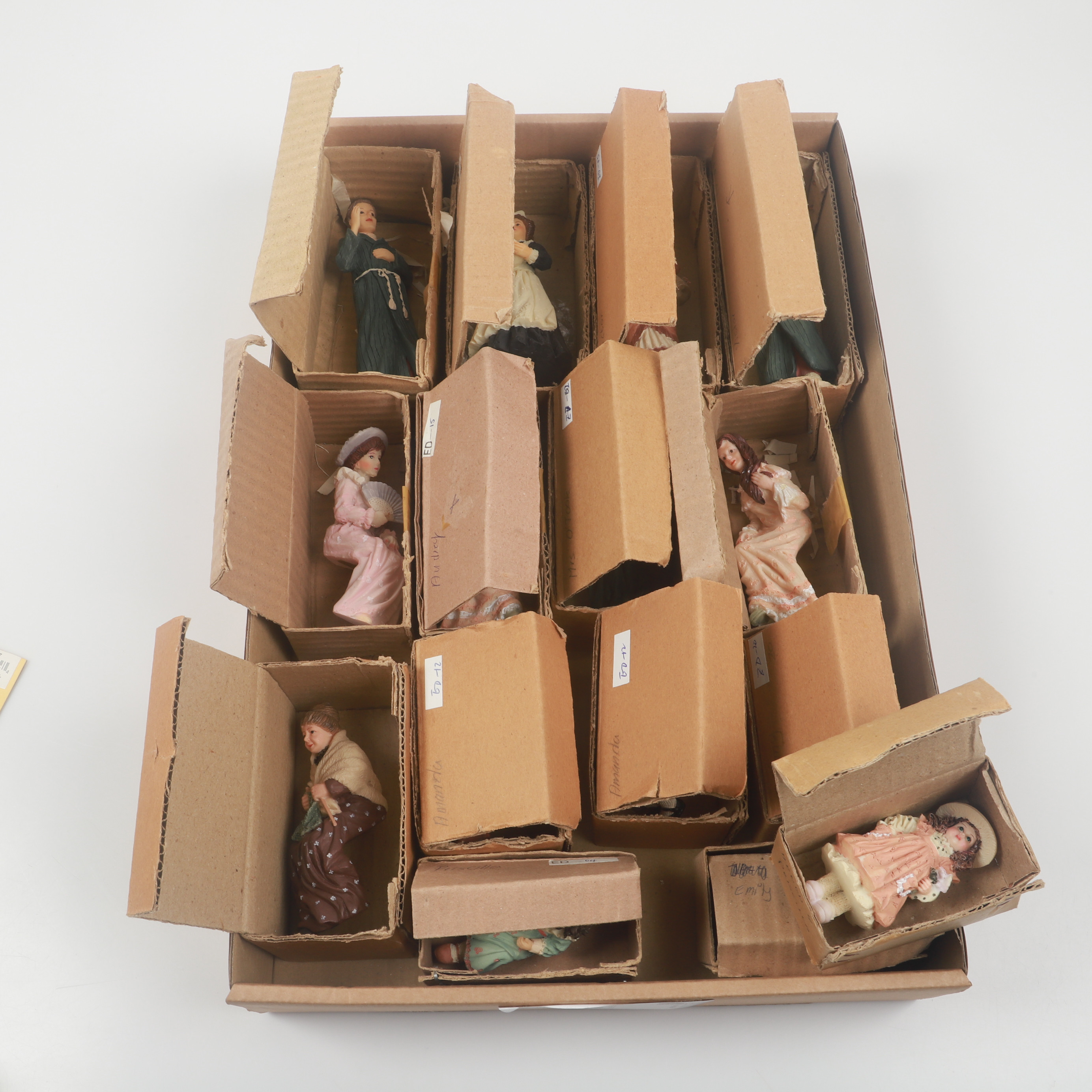 Images for 4546733. FIGURINES, 27 pieces, cupboards or peephole ...
