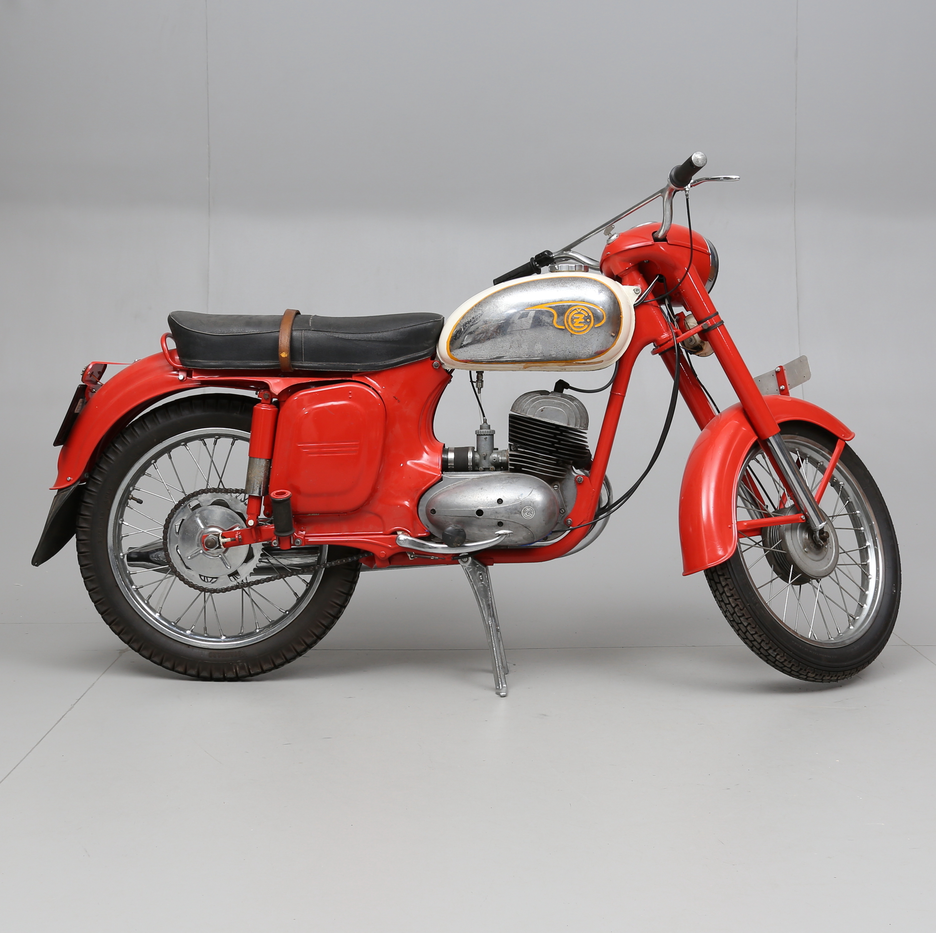 Images for 460758. MOTORCYCLE, Jawa CZ Sport, 125 cc, 1966. - Auctionet