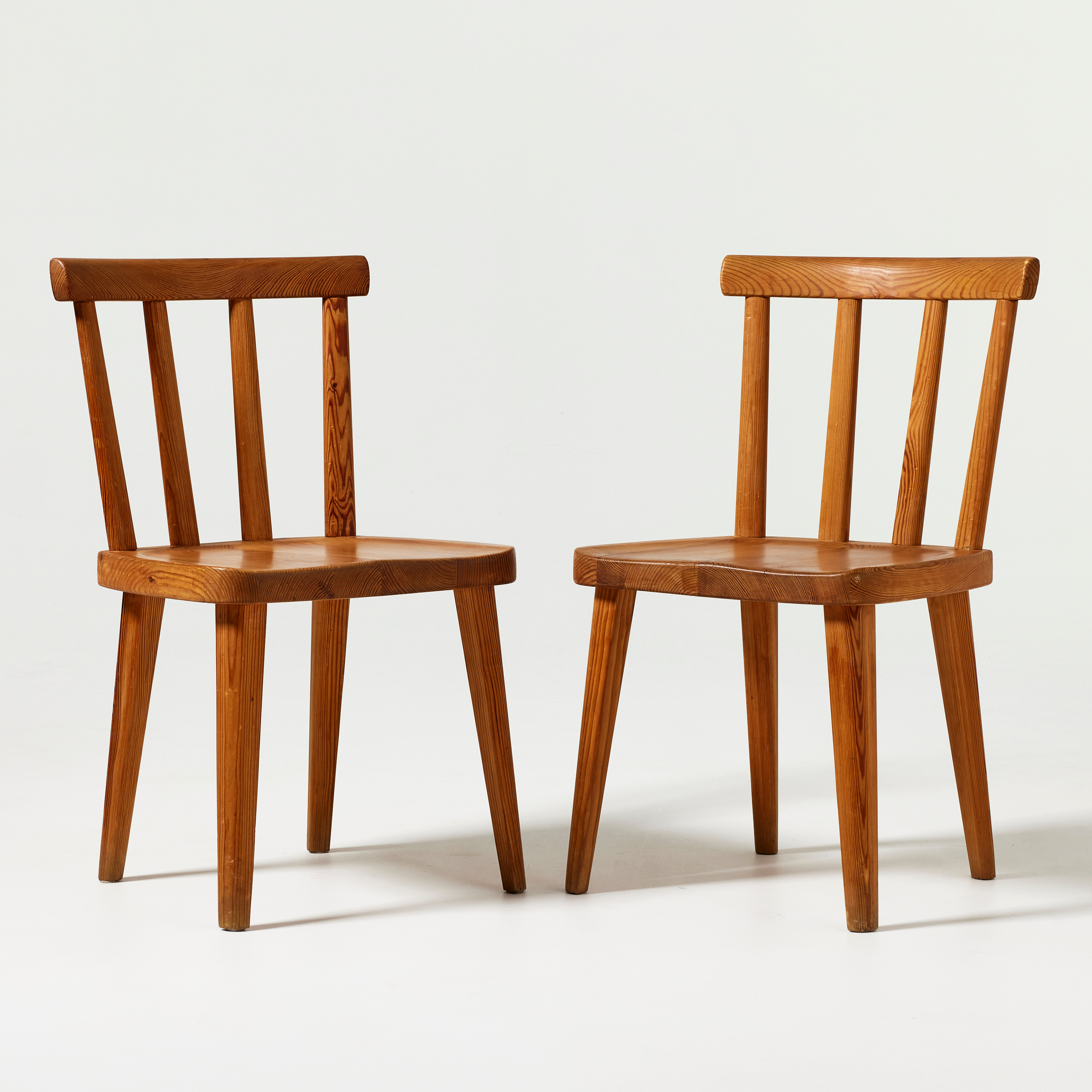 Bilder zu 4609000. AXEL EINAR HJORTH. „Utö“, ein Paar Stühle von ...