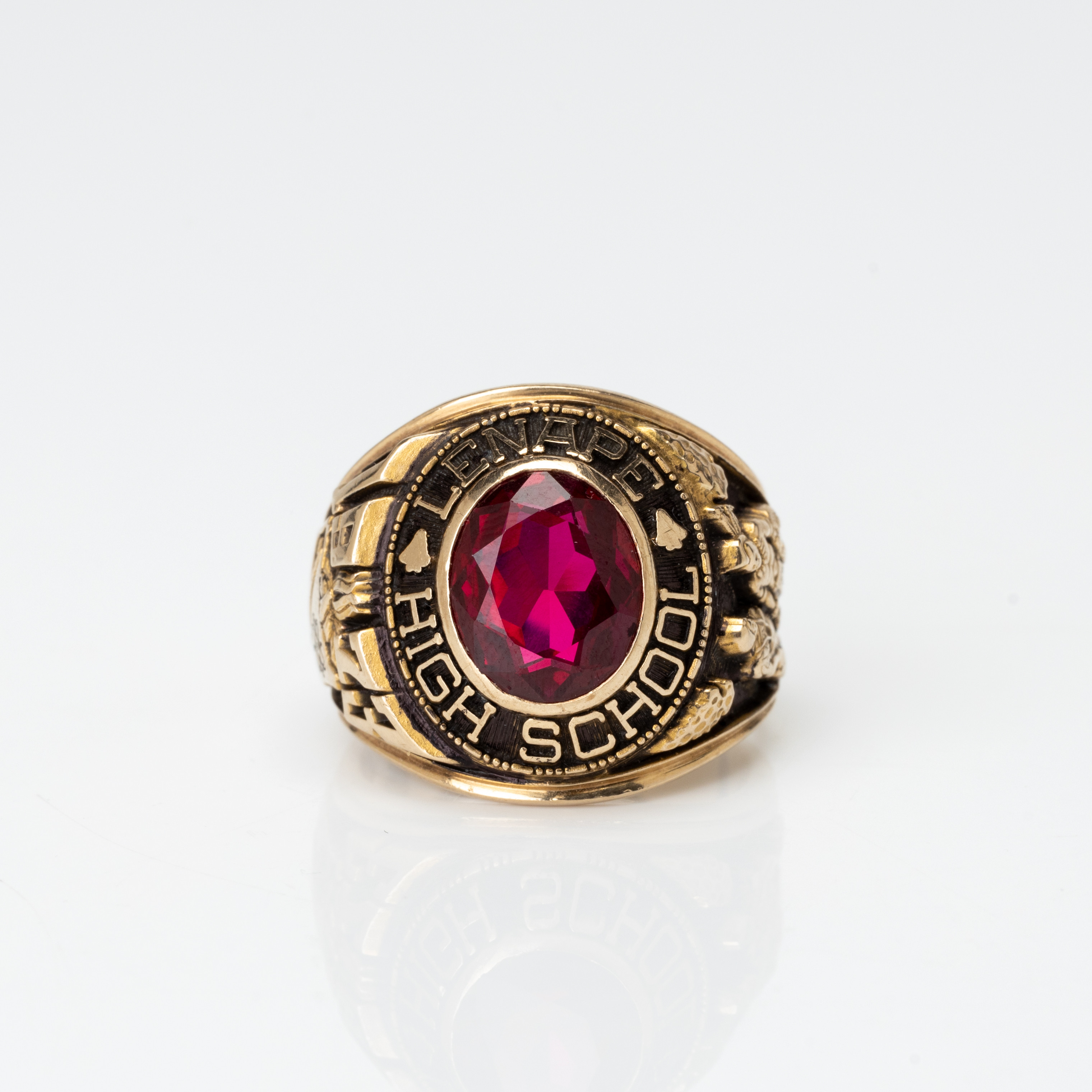 Images for 4612613. CLASS RING, 10K gold with facet cut red stone ...