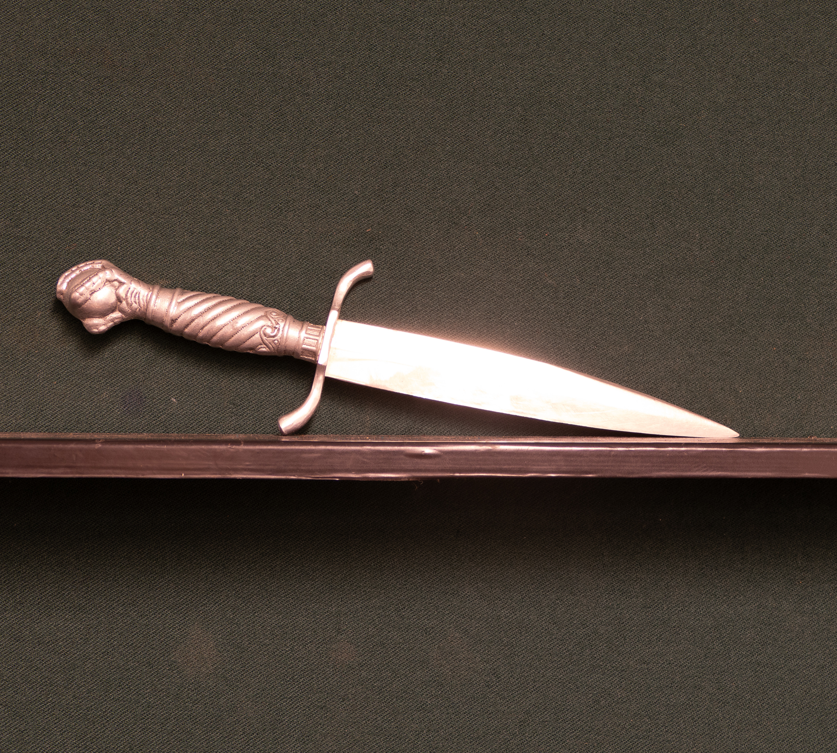 Knife, Solingen, Germany. Weapons & Militaria - Edged weapons - Auctionet