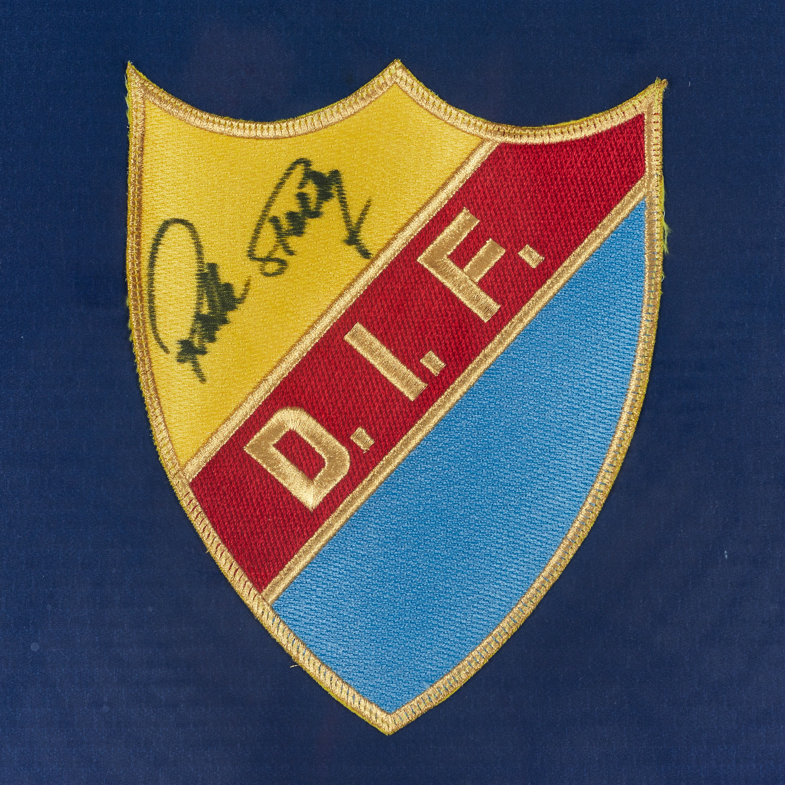 Bilder zu 4625797. ROLAND STOLTZ, signiertes Eishockeytrikot von Stoltz ...