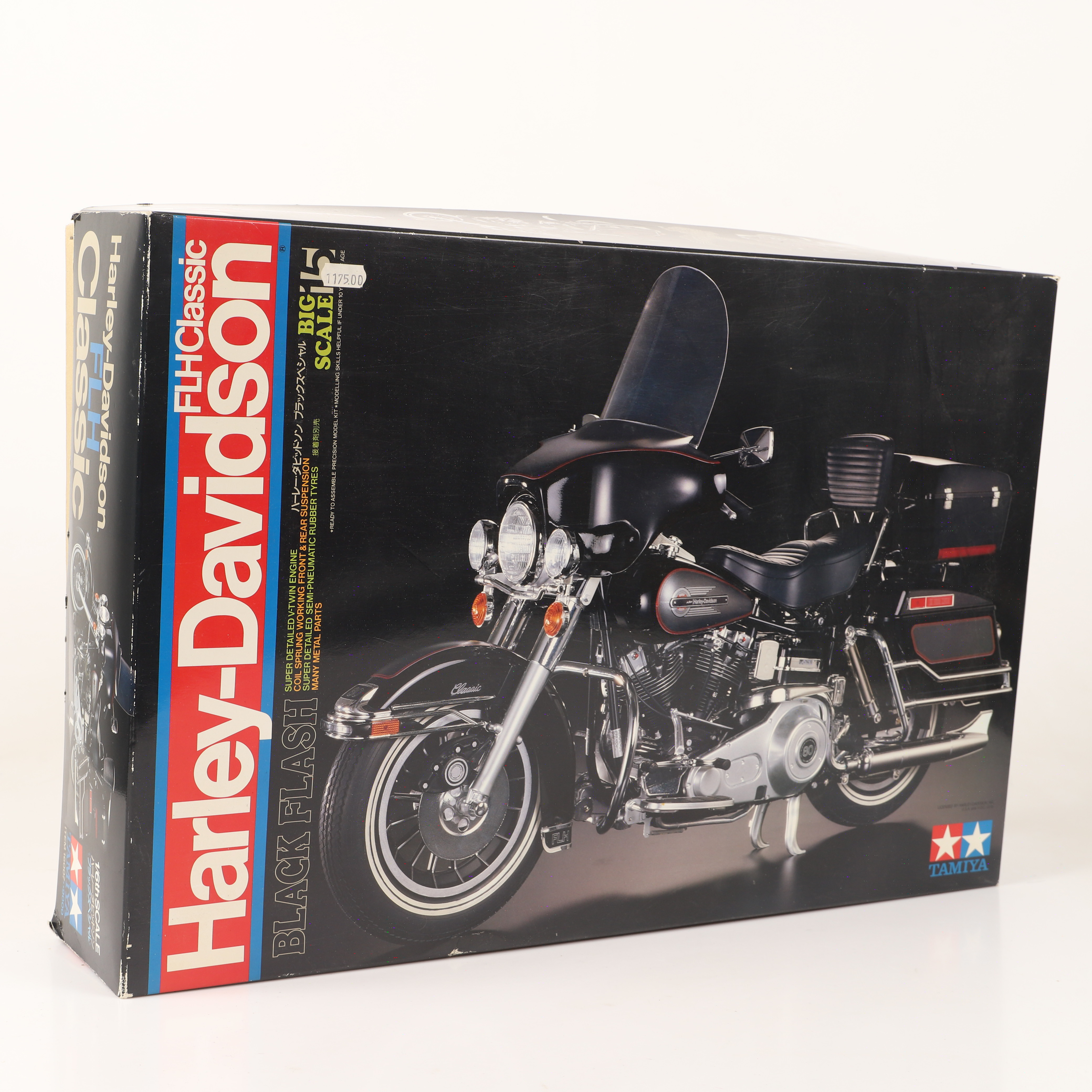BUILD MODEL, Harley Davidson FLH Classic, Tamiya. Toys - Model cars ...