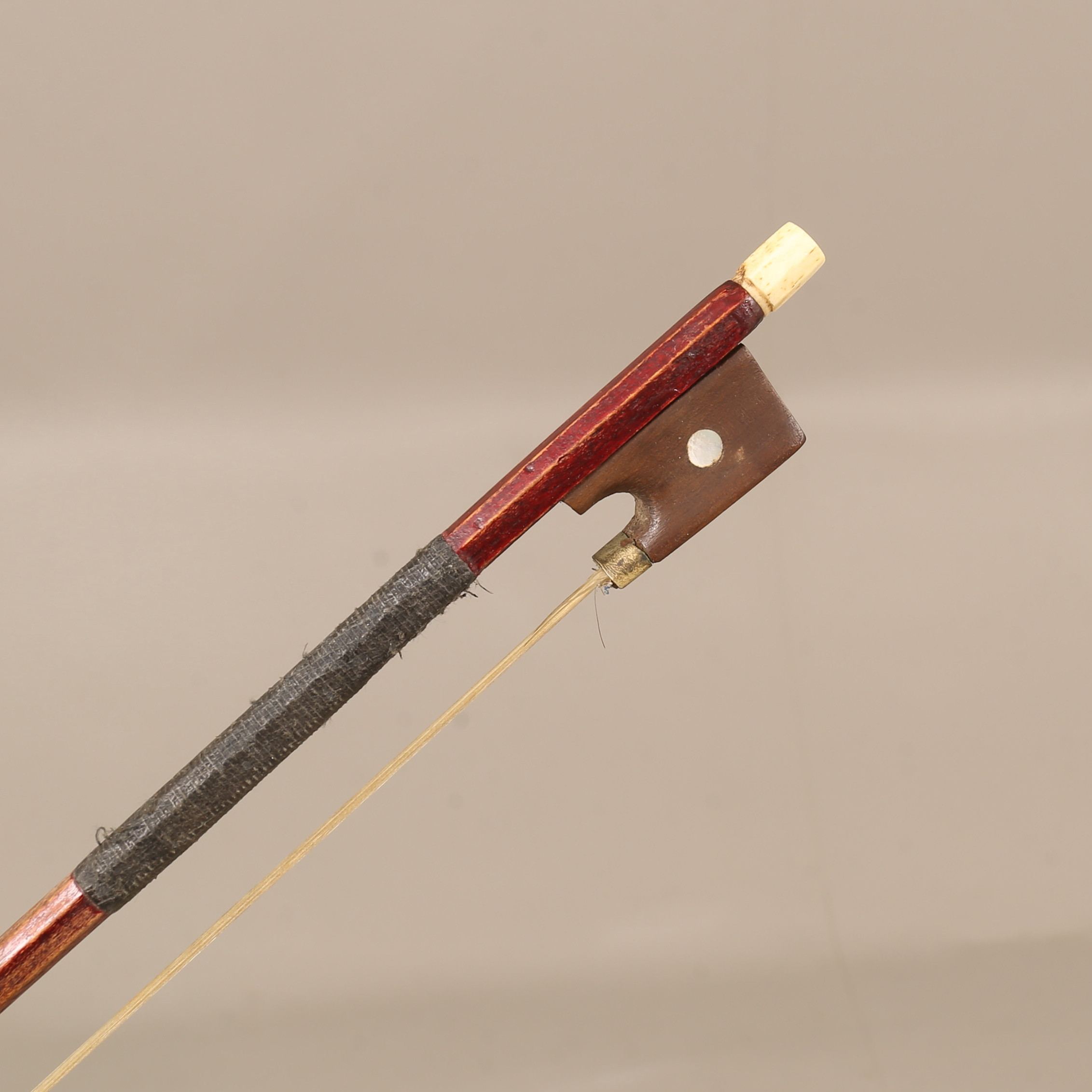 Images for 4641820. Violin with string, 19th century. - Auctionet