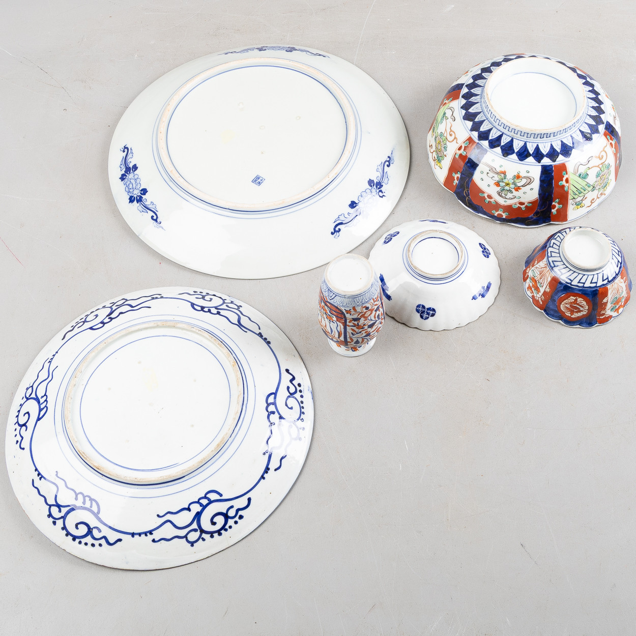 Images for 4663793. BOWLS, A PLATE, A vase, 6 pieces, Japan, among ...