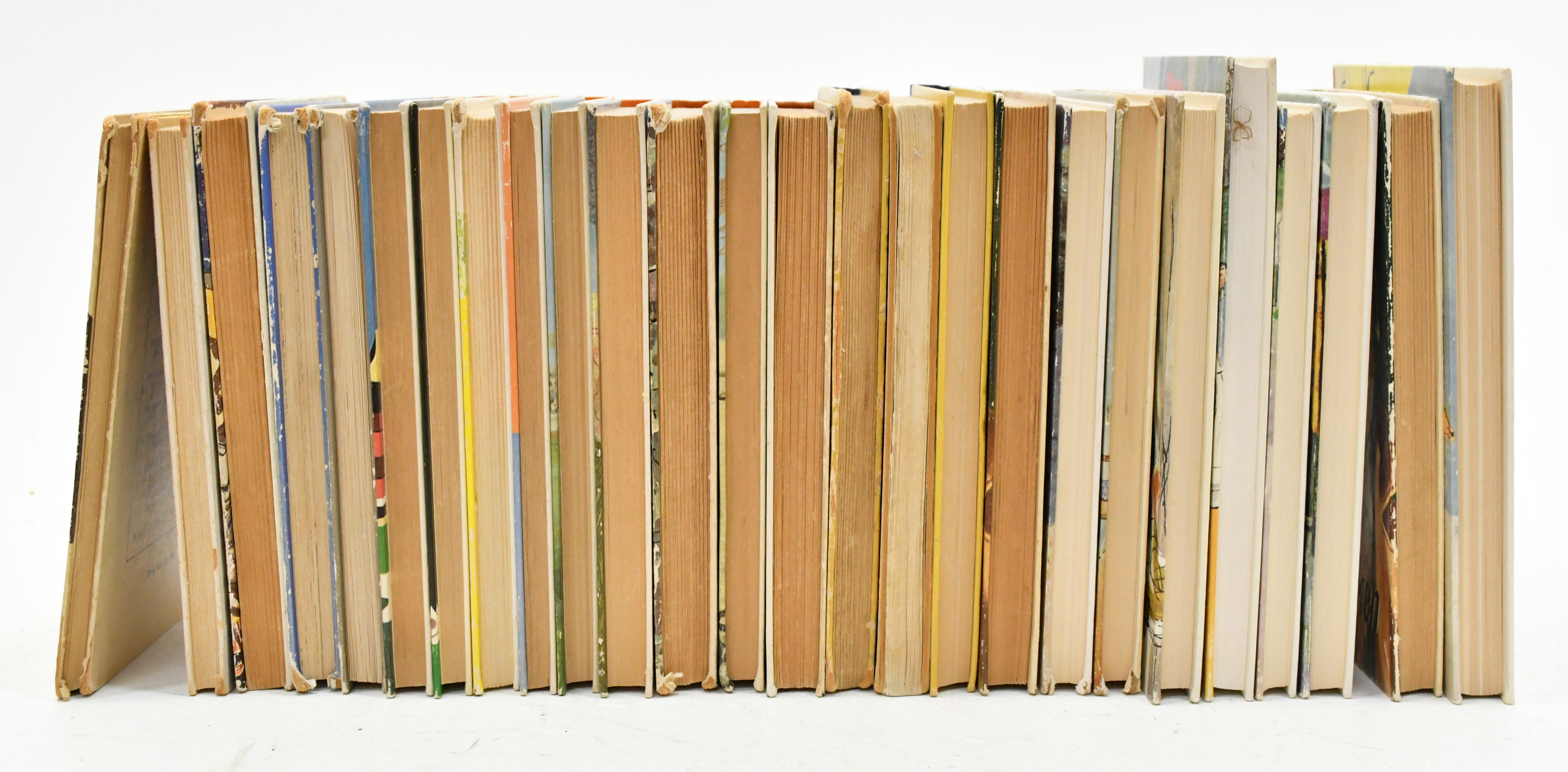 Bilder för 4666392. Stor samling barn och ungdomsböcker. 26 Volymer ...