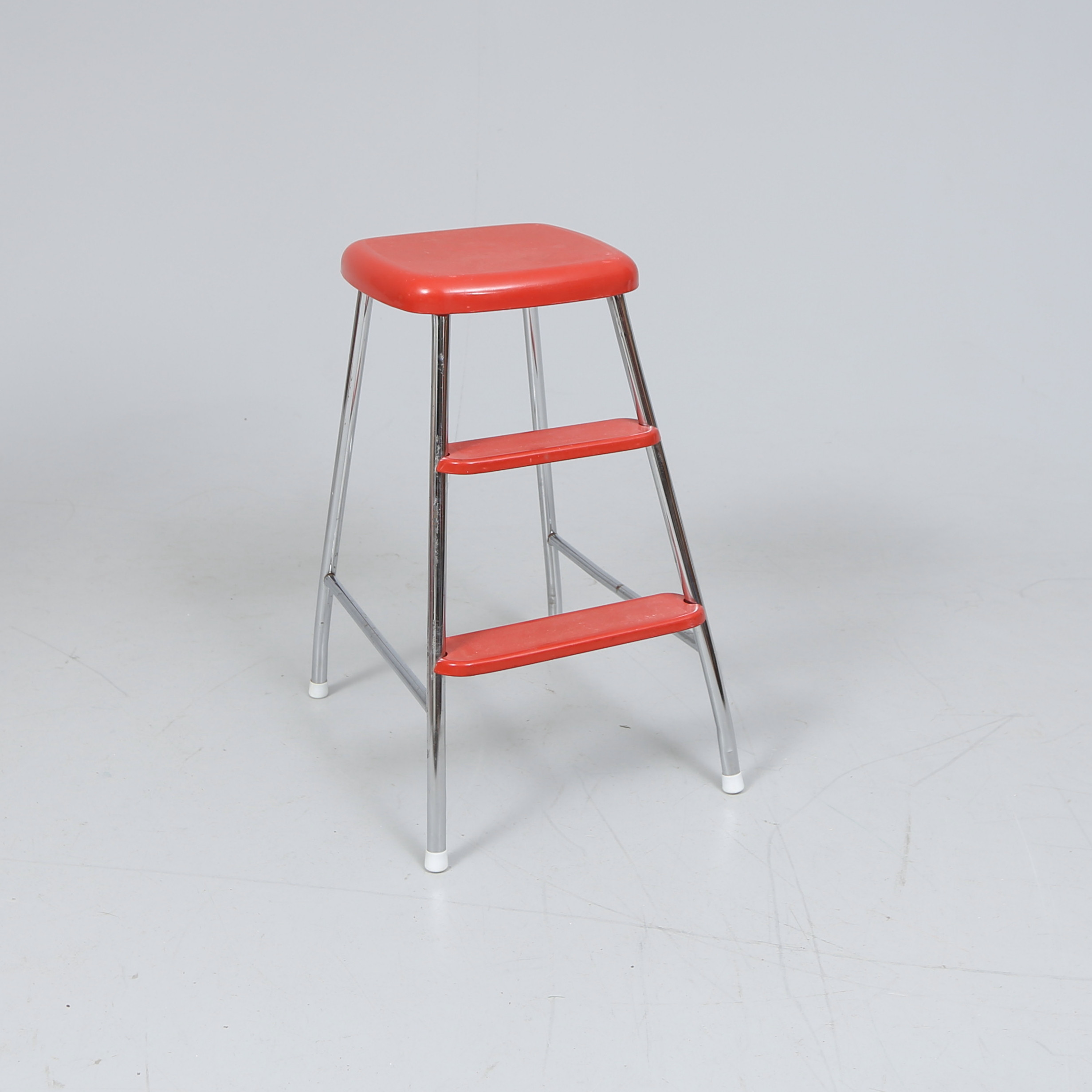 Images for 4667032. A steel tube and plastic kitchen stool, second half ...