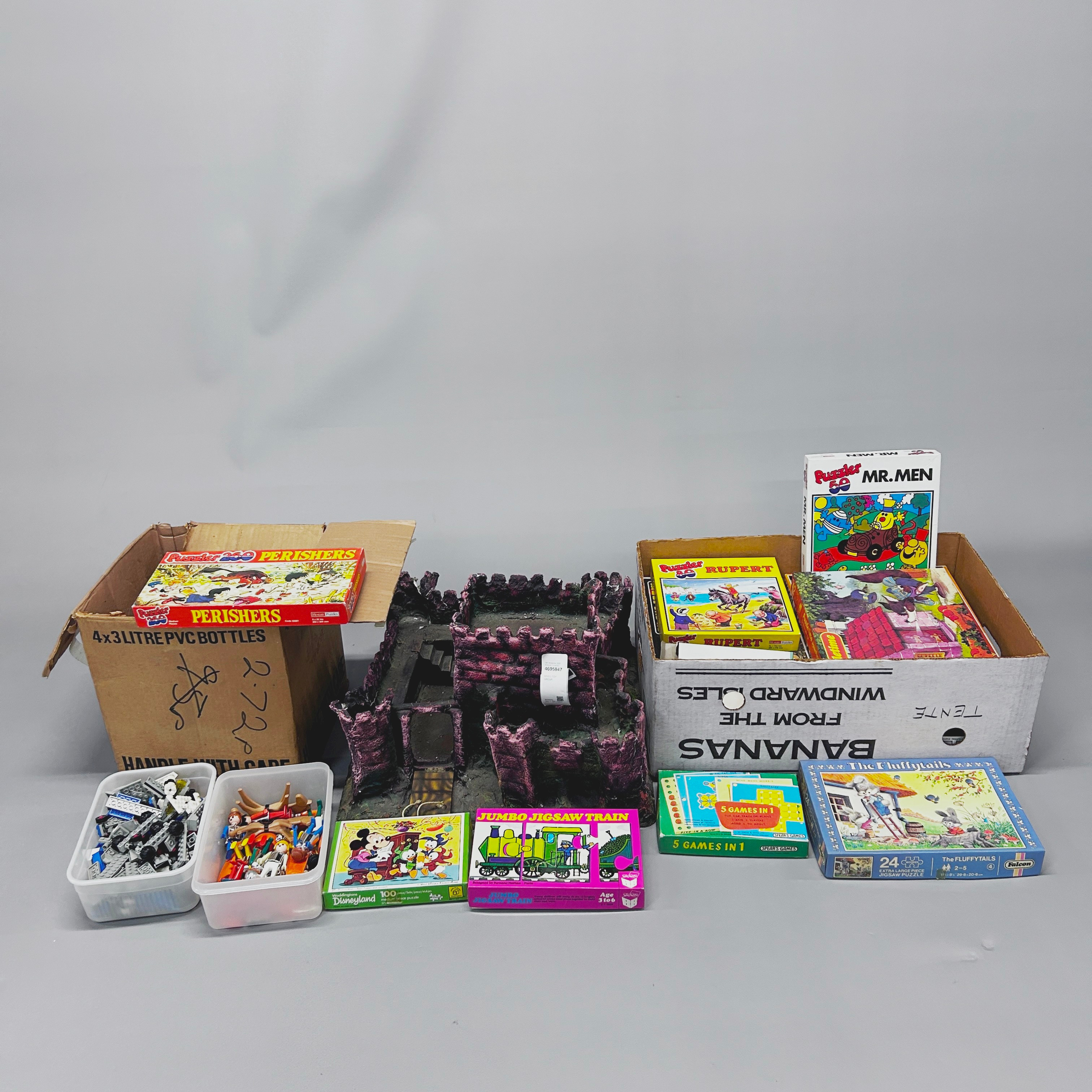 MIXED TOY GROUP. Toys - Toys - Auctionet