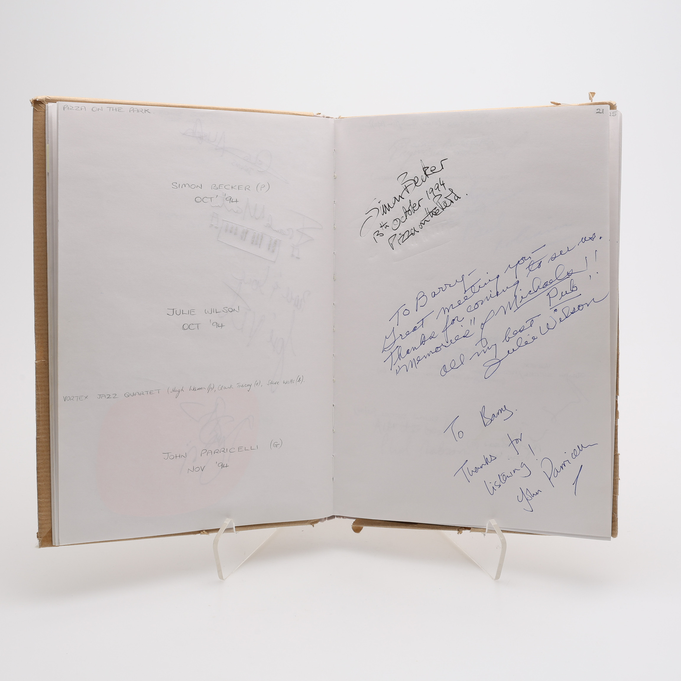 4708594. NIMIKIRJOITUKSIA. NIMIKIRJOITUS. KAKSI NIMIKIRJOITUSKIRJAA A4-MUODOSSA, JOISSA ON ...