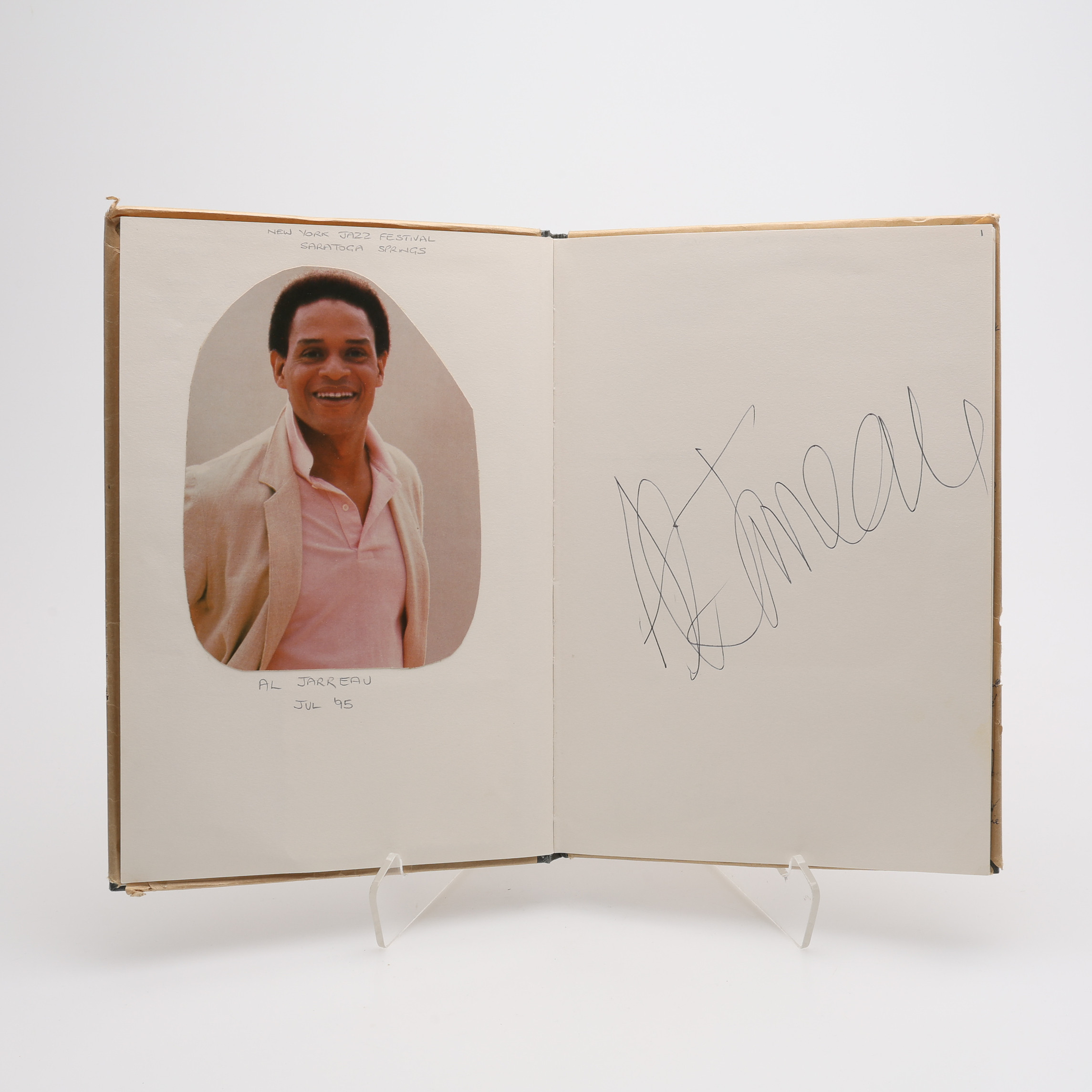 4708594. NIMIKIRJOITUKSIA. NIMIKIRJOITUS. KAKSI NIMIKIRJOITUSKIRJAA A4-MUODOSSA, JOISSA ON ...