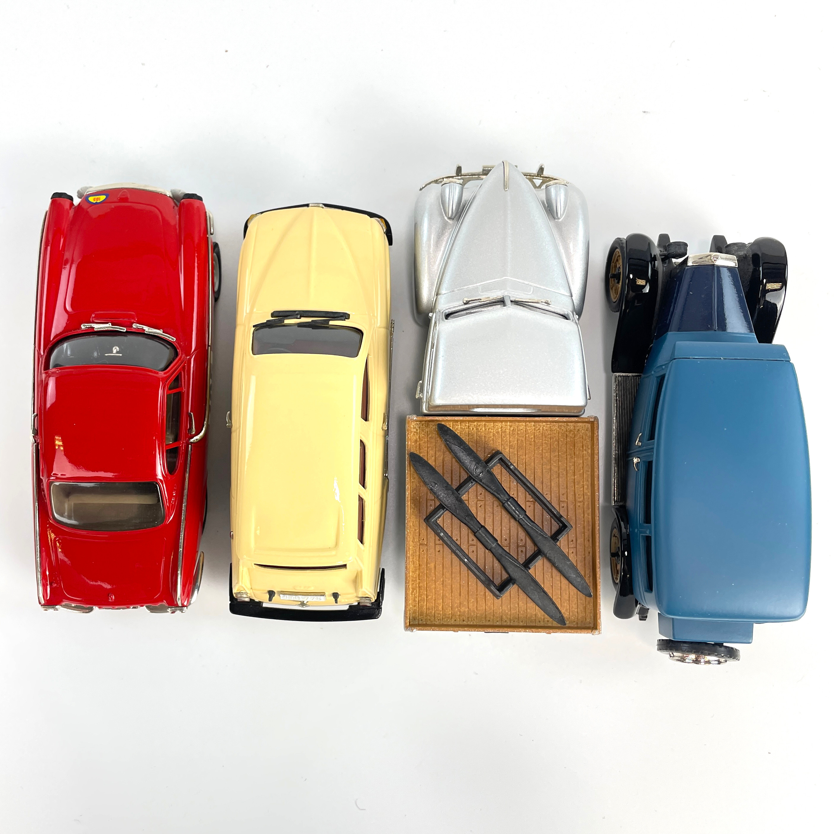 Images for 4710151. ROBEDDIE, model cars, 4pcs, 1961, 150, 1928 Volvo ...