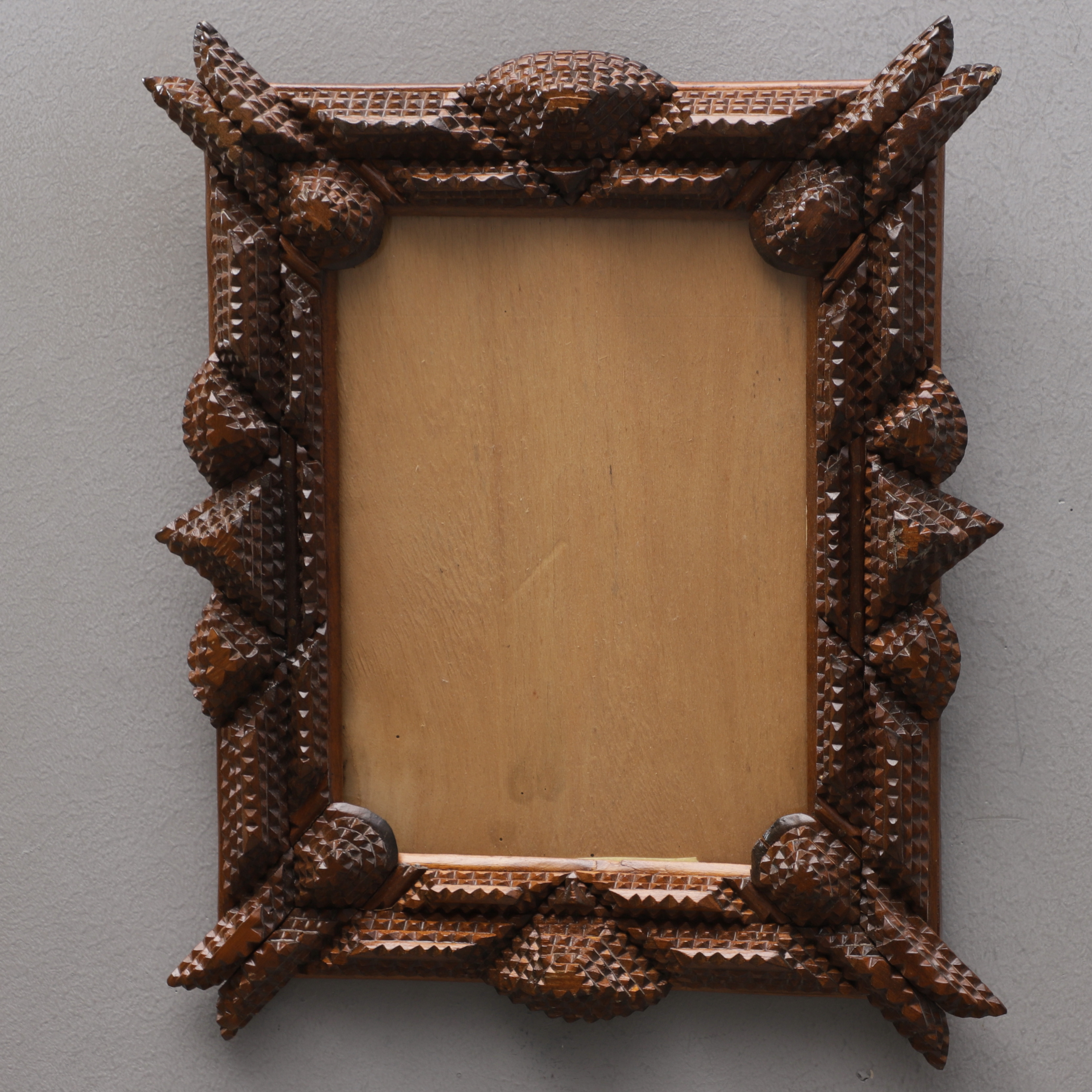 Images for 4711094. A wooden frame, seaman's work, 18th/20th century ...