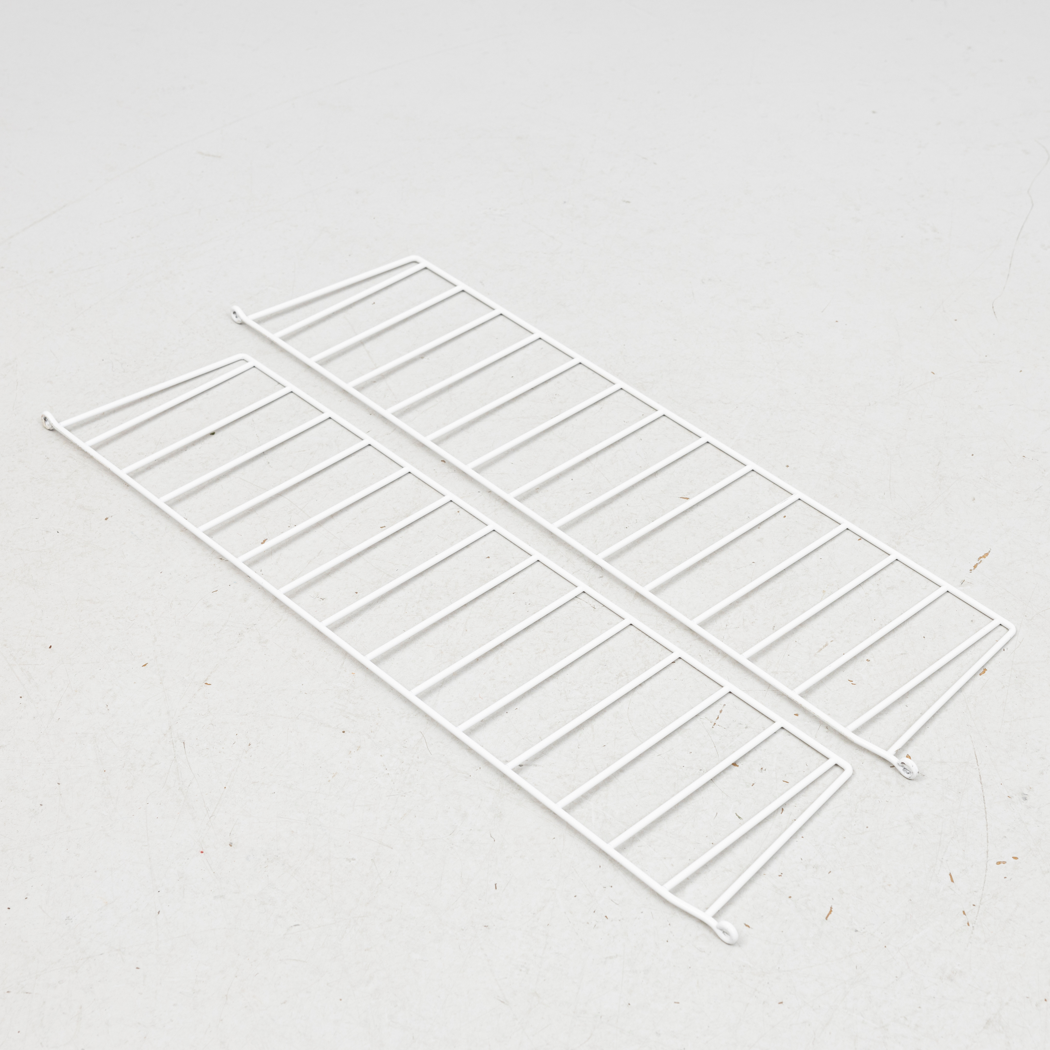Images for 4779131. A shelf system, “String”, 5 pieces, white lacquered, 21st century. - Auctionet