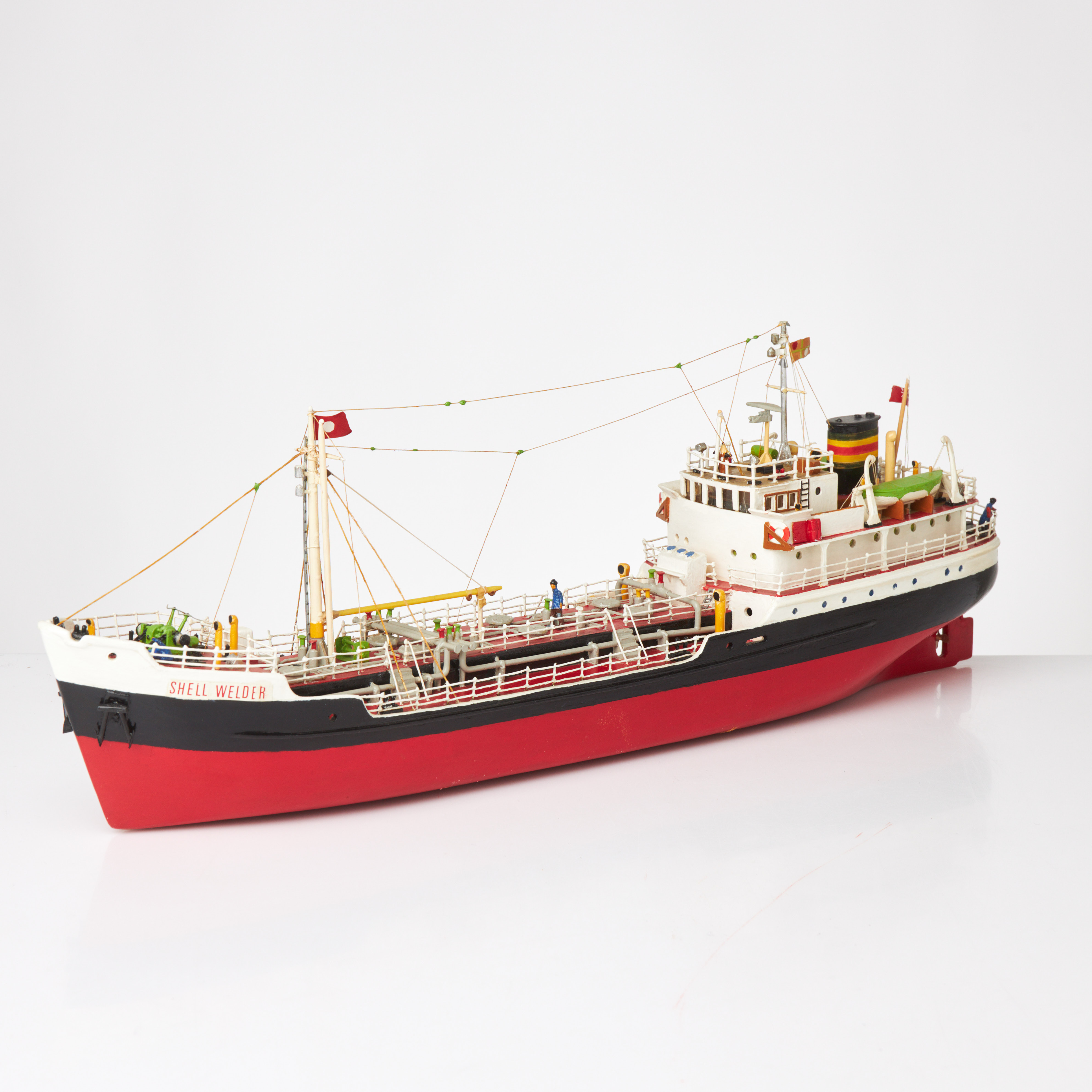 Images for 4787009. SHIP MODEL, in the form of the Shell Welder cargo ...