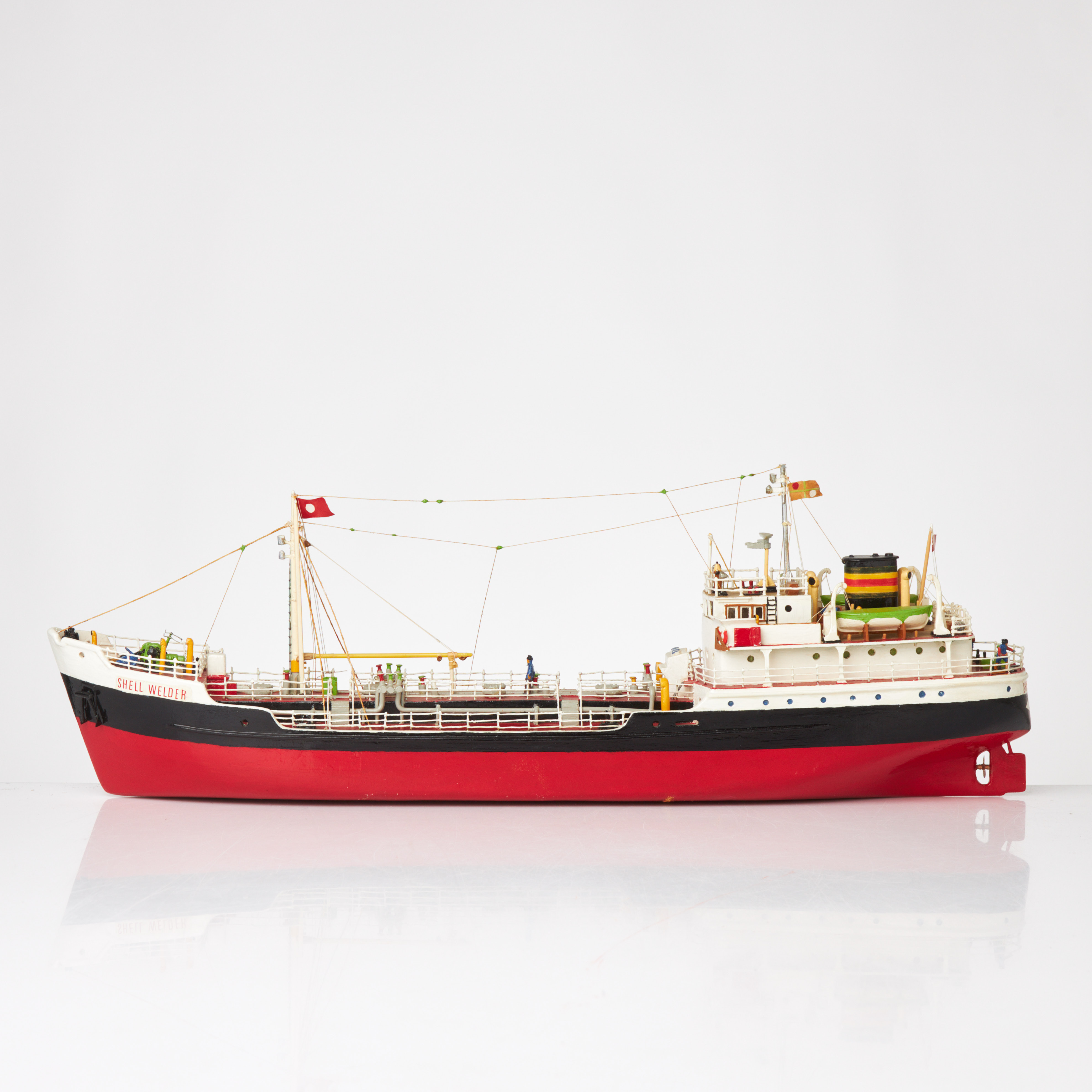 Images for 4787009. SHIP MODEL, in the form of the Shell Welder cargo ...