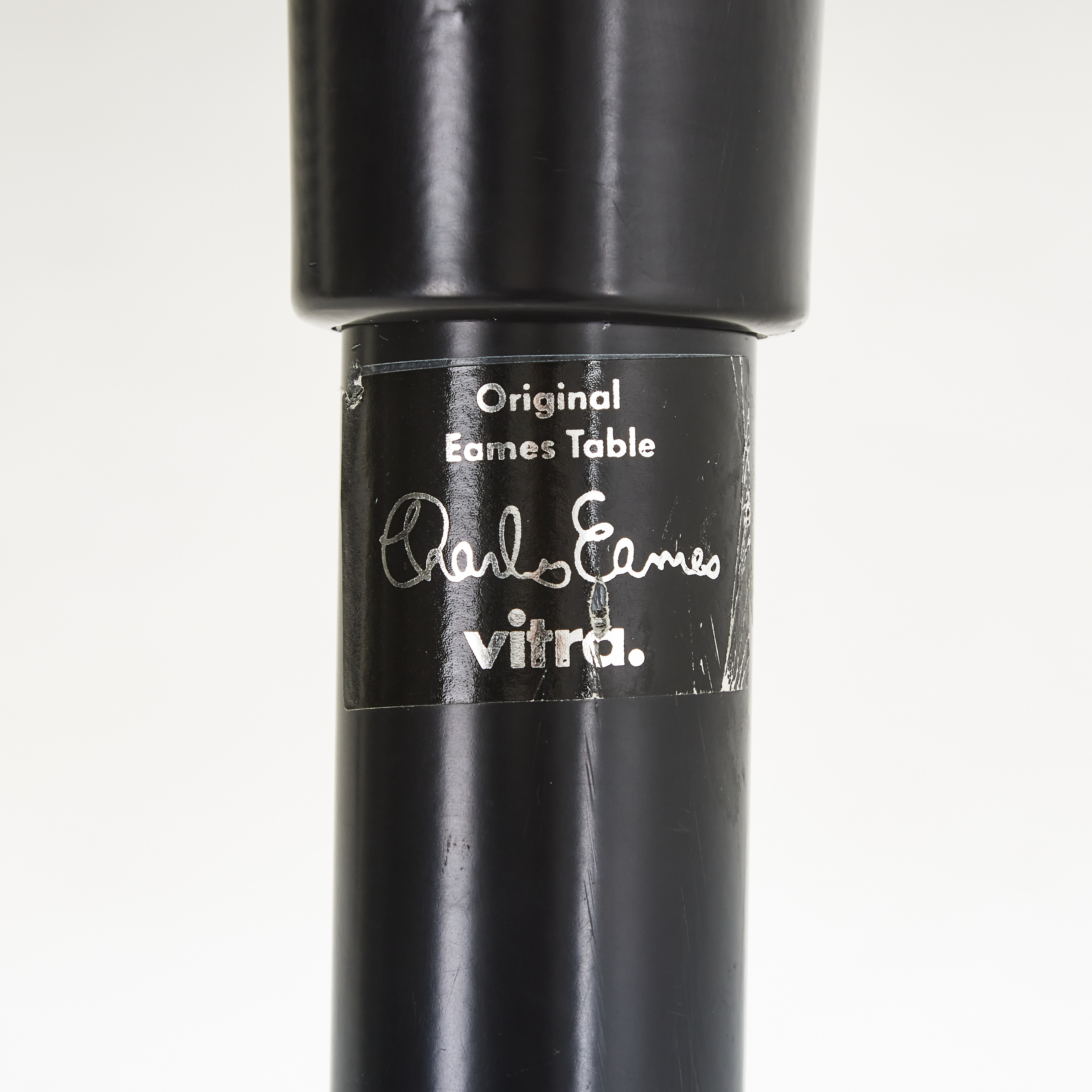 Images for 4793994. RAY OCH CHARLES EAMES. Pillar table, Vitra, metal ...