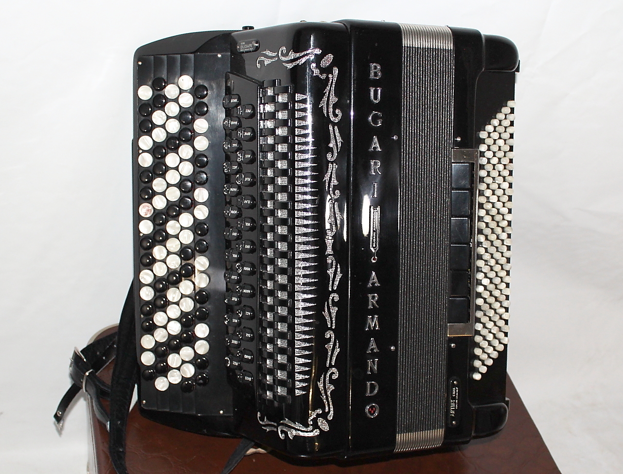 479818. DRAG GAME, Bugari Armando Cassotto, Italia. kuvat - Auctionet