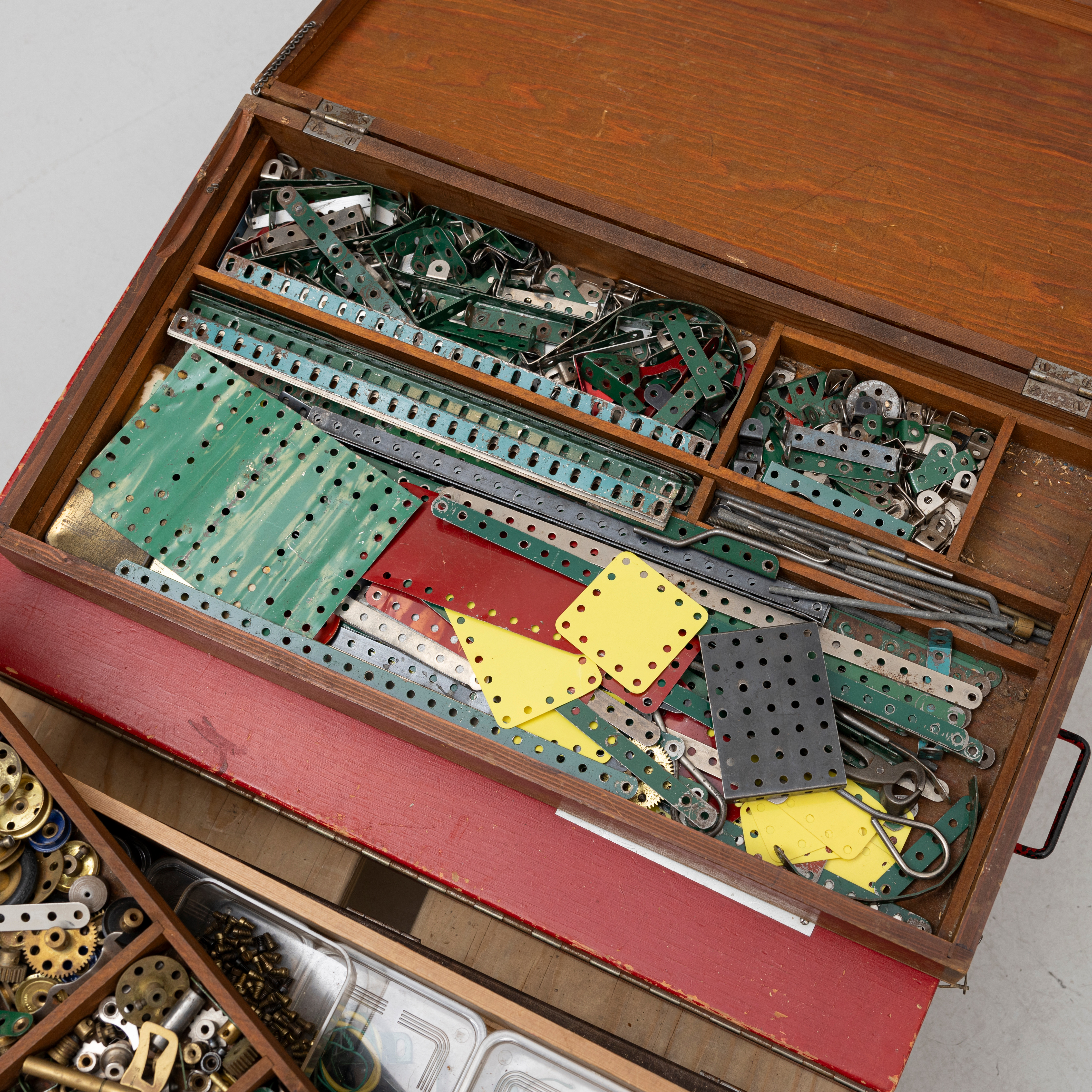 Images for 4804307. METAL BUILDING BOXES, including Meccano, Trix Anfoe ...