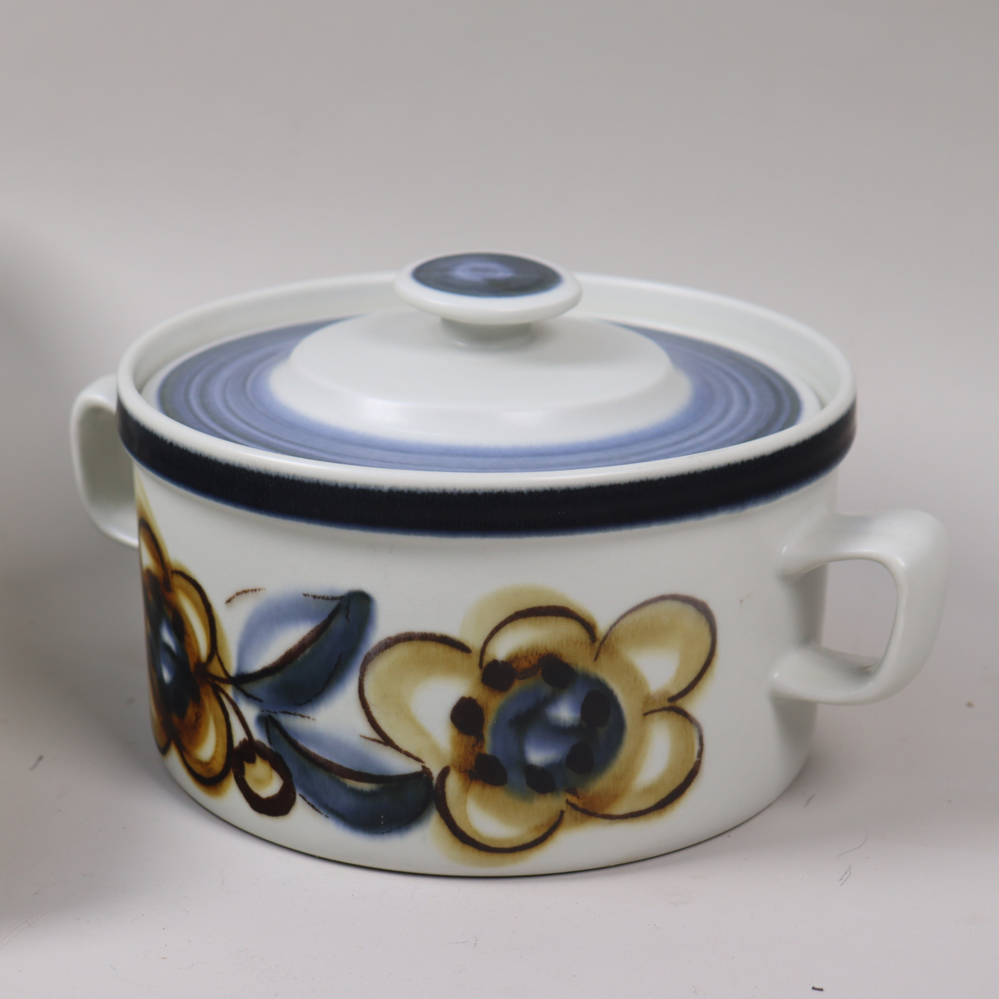 Bilder zu 4804767. GESCHIRRTEILE, 'Senja', Kaare B. Fjeldsaa für ...