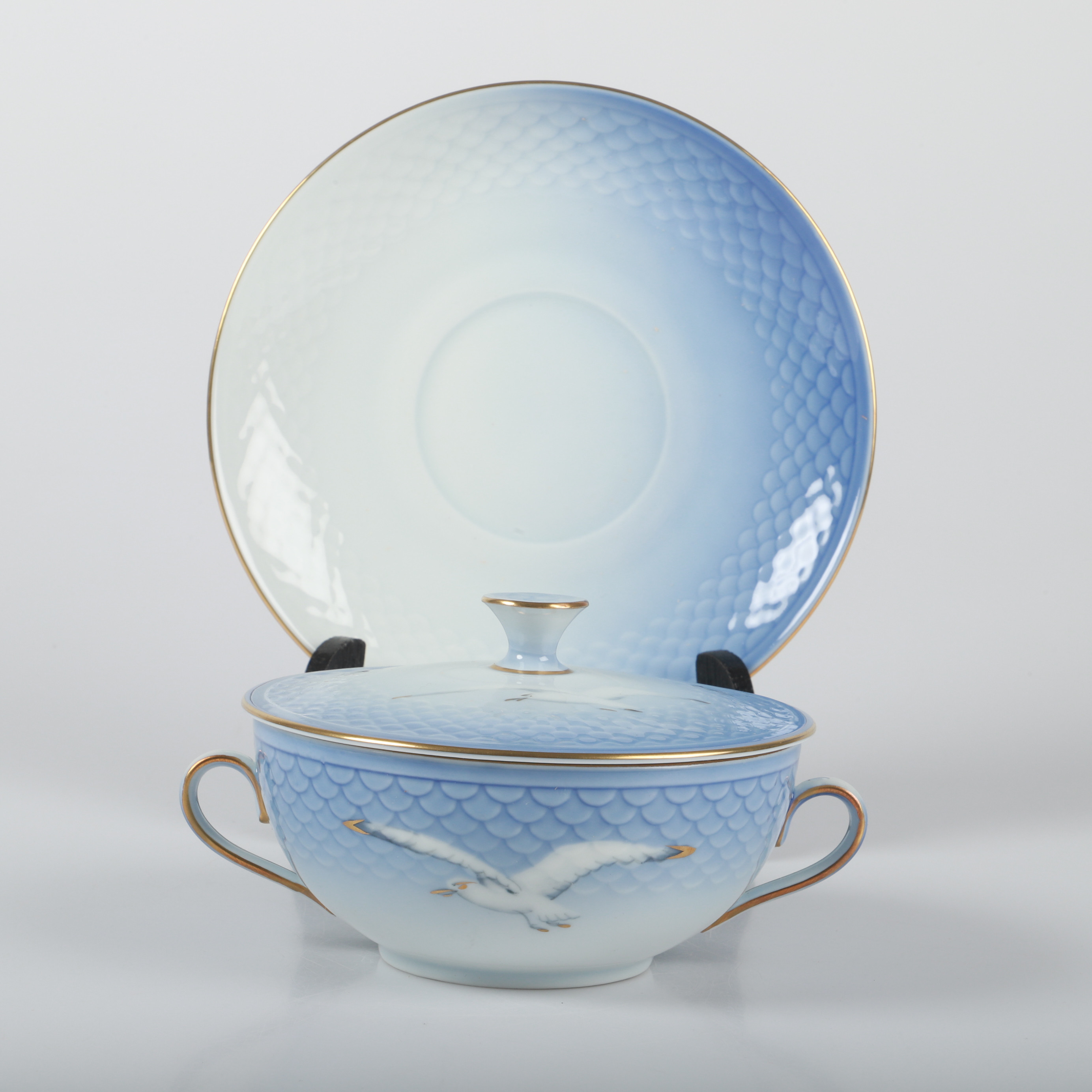 Images for 4820007. A 25-piece “Seagull” broth cups with saucers, Bing ...