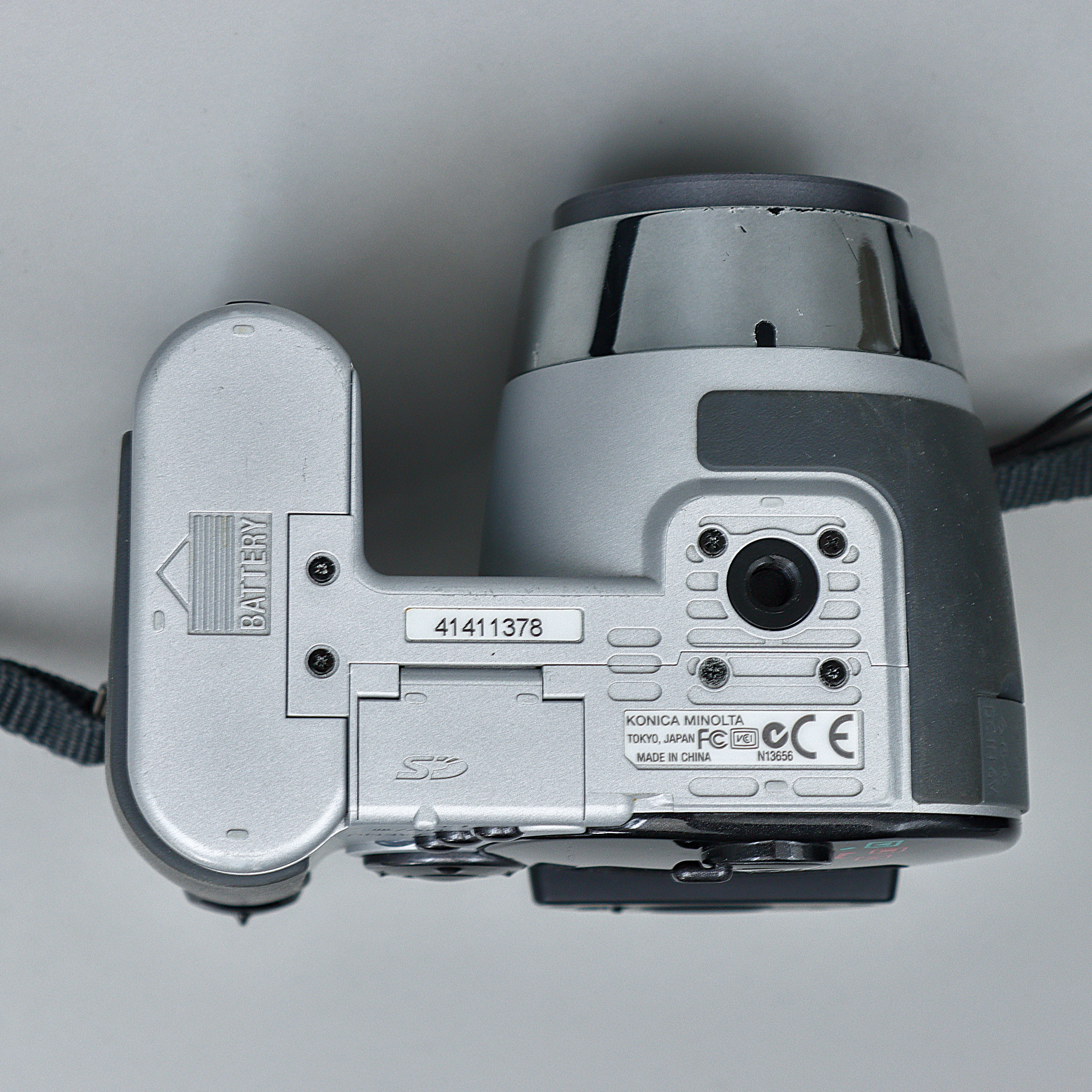 Images for 4826781. JVC GR-D30E AND KONICA MINOLTA DIMAGE Z3. FILM ...