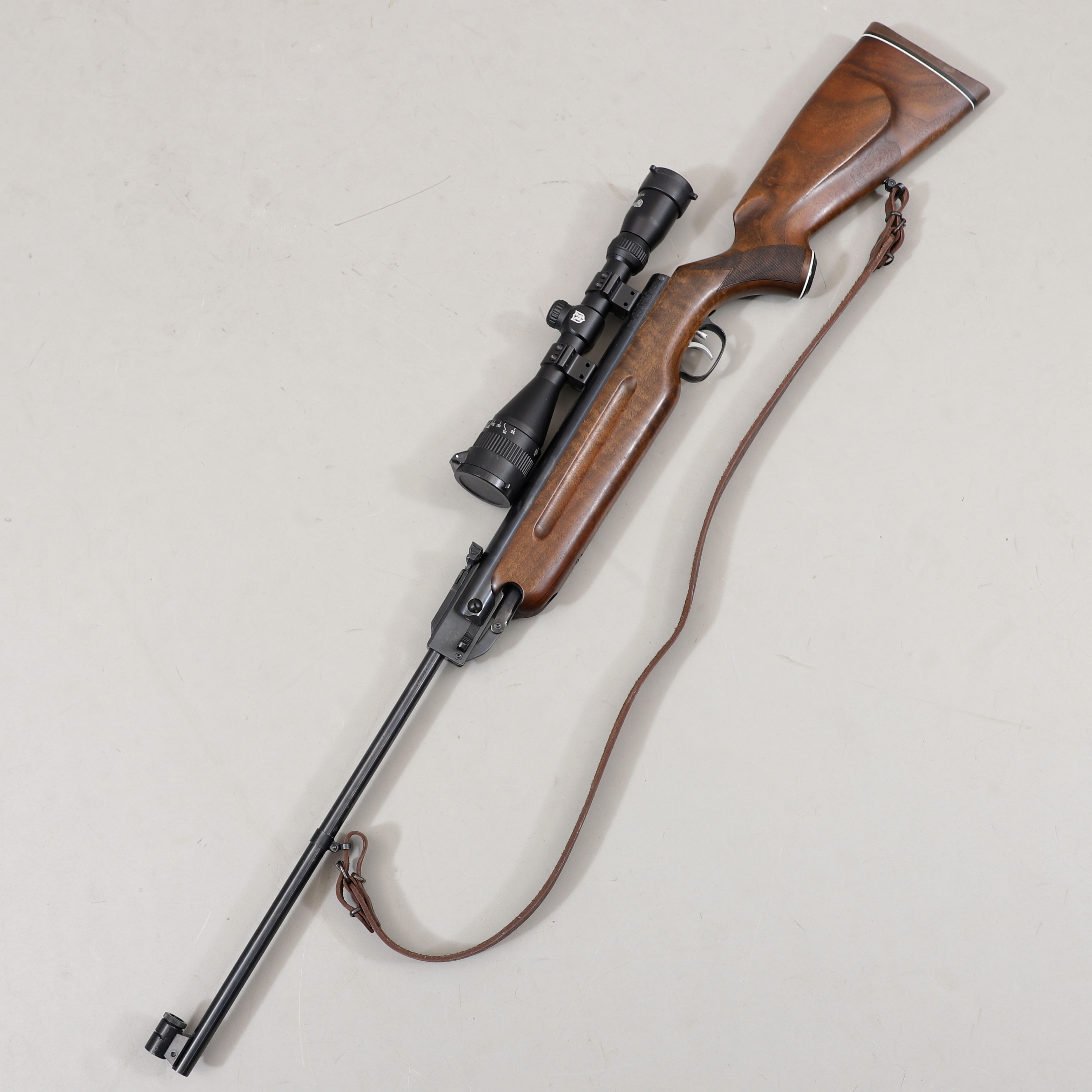 Billeder til 4831172. LUFTRIFFEL, HW35, 1900/2000'S. - Auctionet